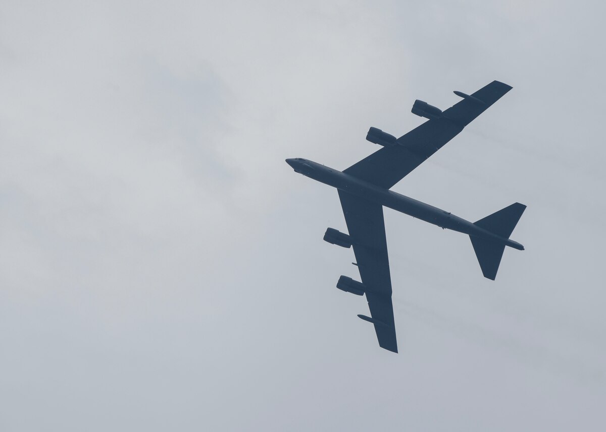 Flyover honors century of air refueling, 319th Reconnaissance Wing ...