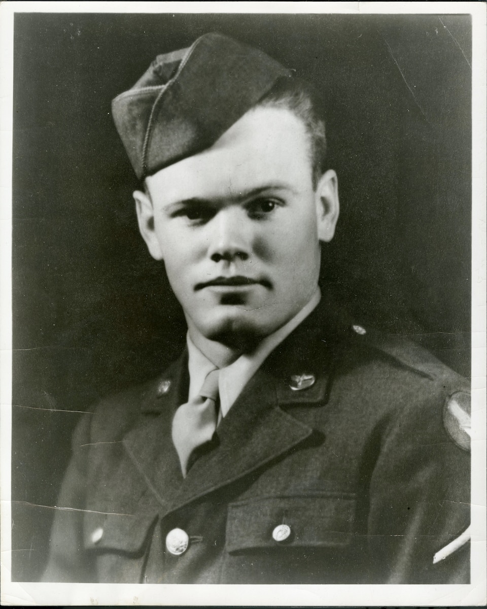 Staff Sergeant Henry E. Erwin Medal of Honor Recipient > National ...