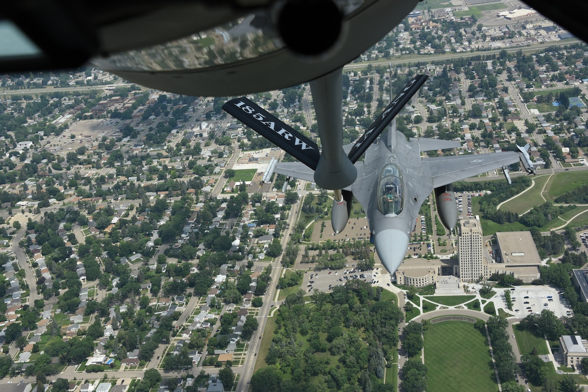 Iowa ANG performs flyovers in Iowa, South Dakota and North Dakota as ...