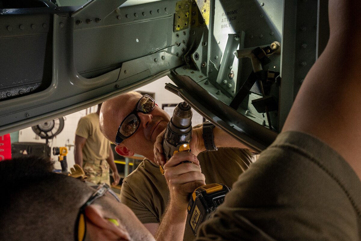 920th Maintenance Squadron letter checks ensure aircraft mission ...