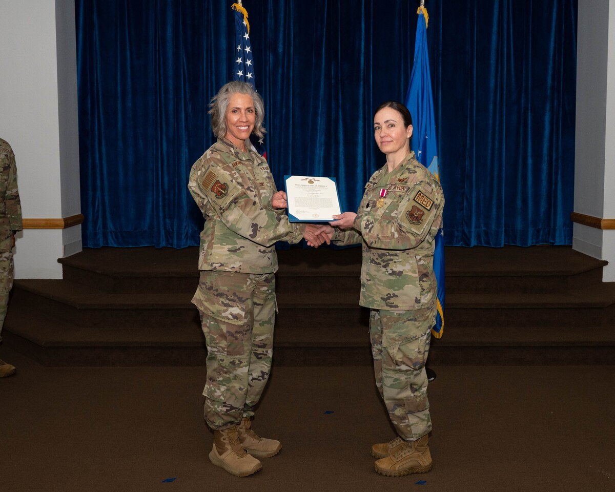 90 HCOS salutes new CC > F.E. Warren Air Force Base > News