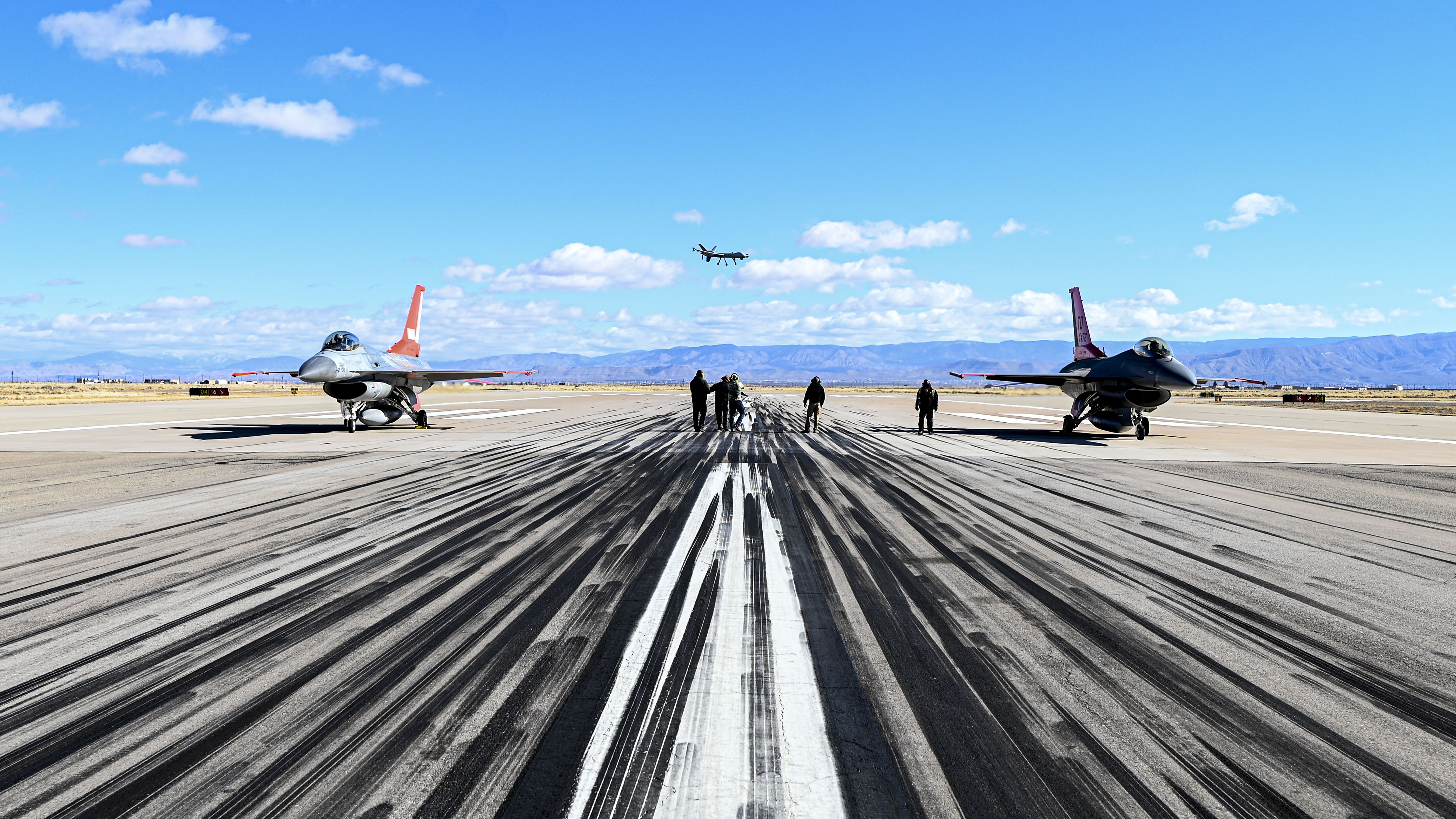 82nd ATRS Detachment 1 trains using QF-16 Vipers at Holloman > Holloman ...