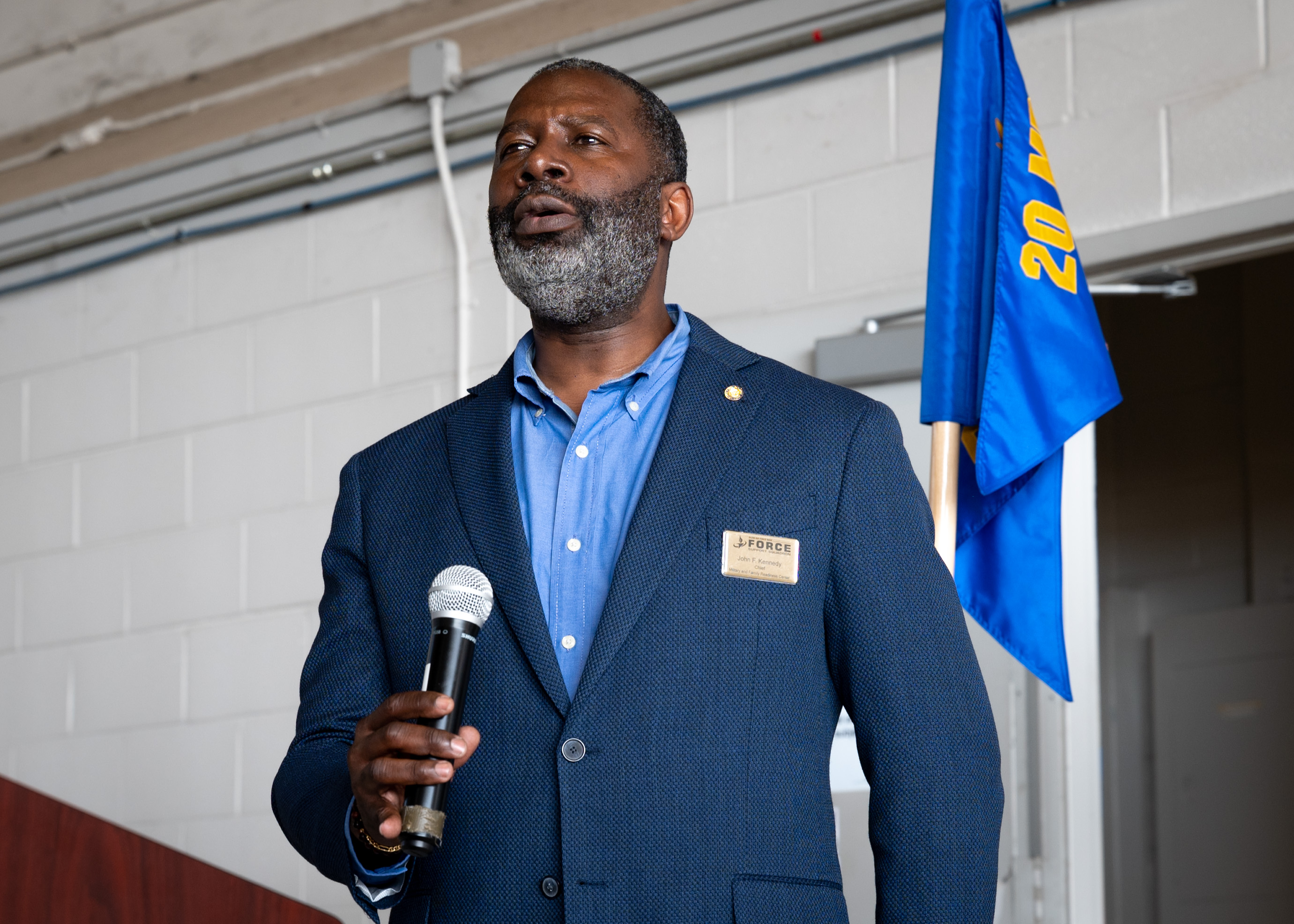 Shaw welcomes new honorary commanders, refreshes program > Shaw Air ...