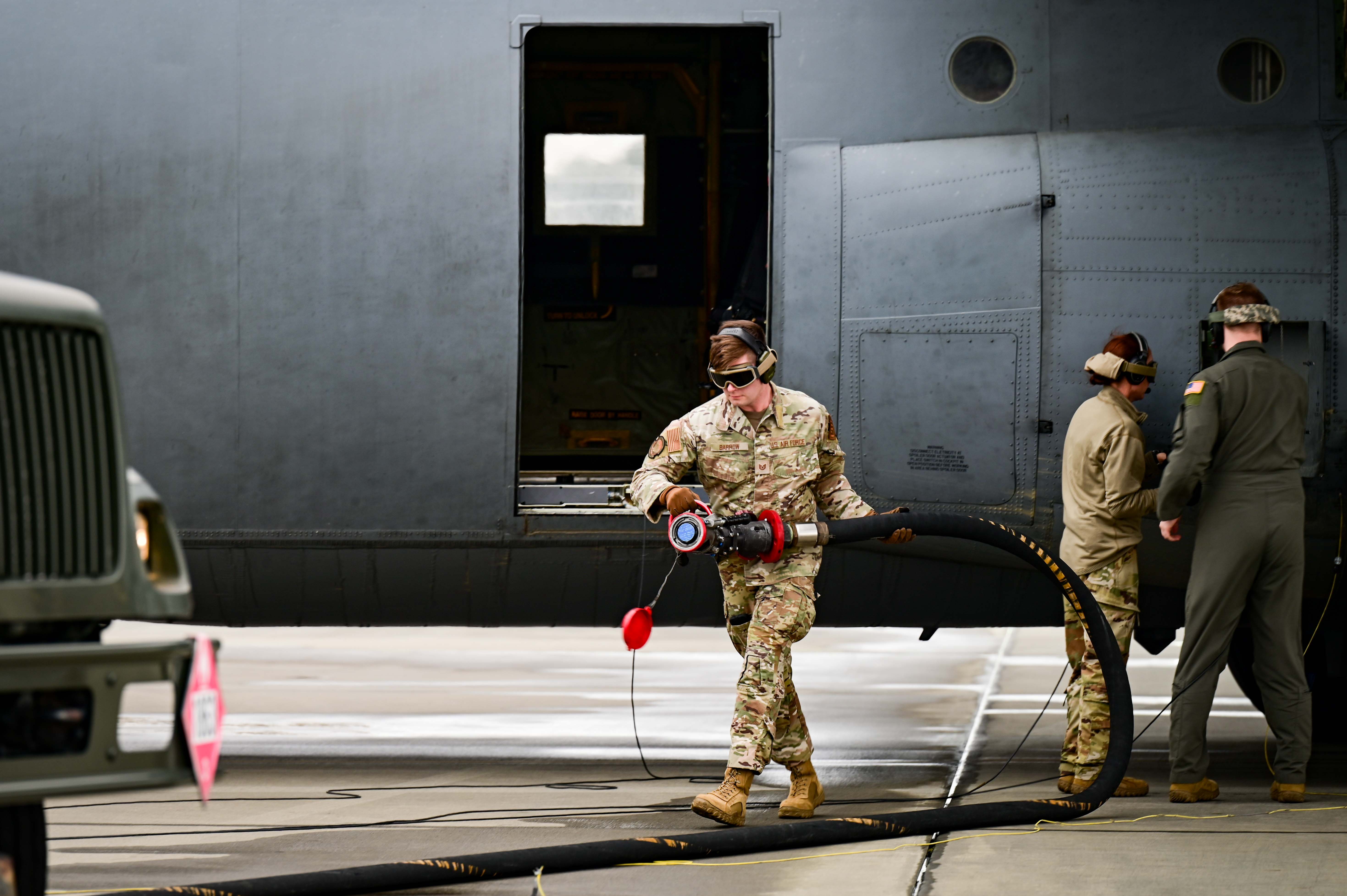 C-130J performs proof of concept Specialized Fueling Operations with F ...