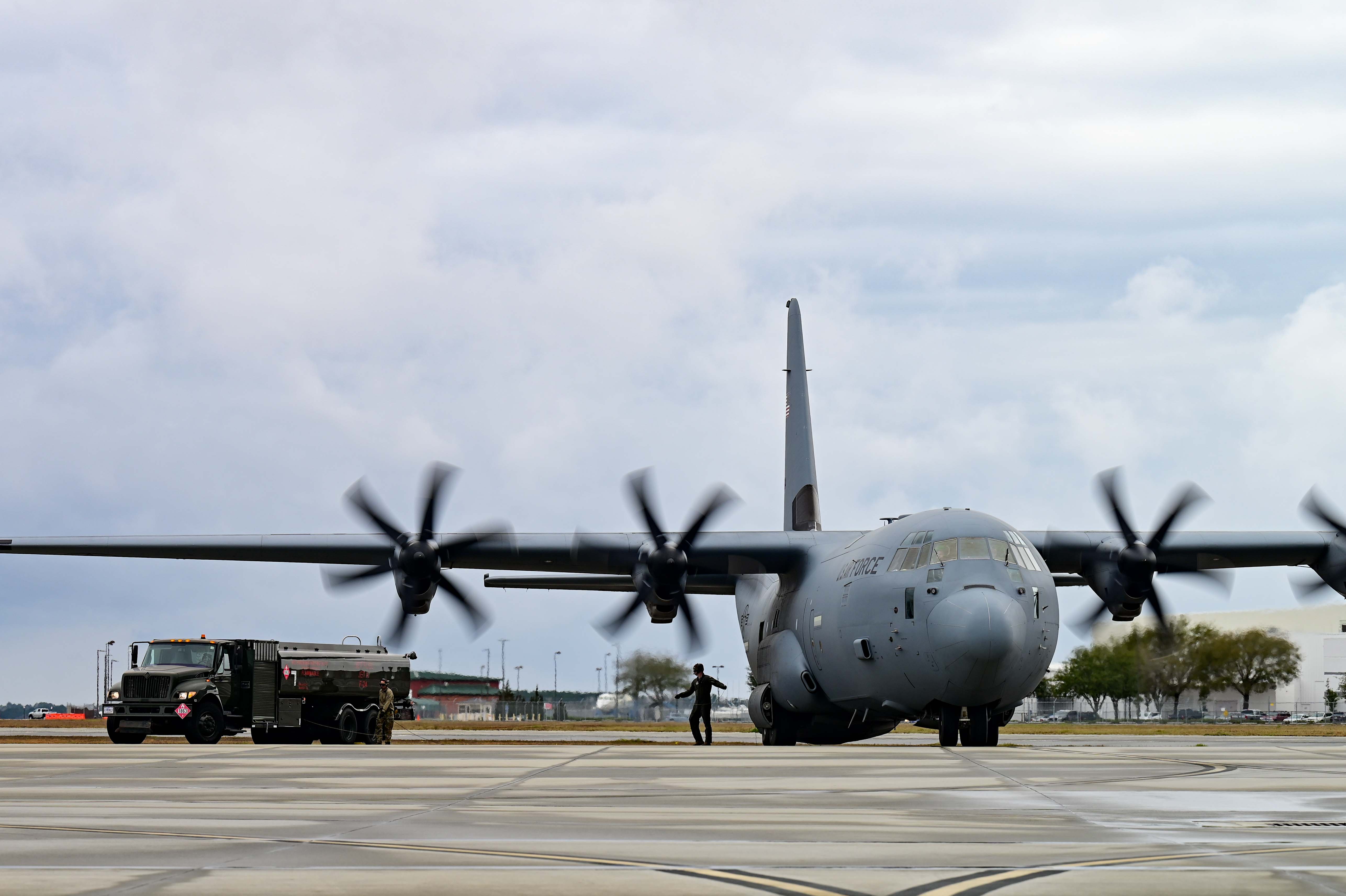 C-130J performs proof of concept Specialized Fueling Operations with F ...