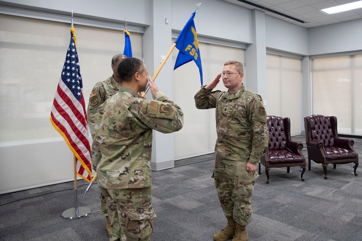 94th Force Support Squadron Assumption of Command > Dobbins Air Reserve ...