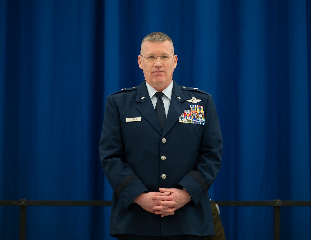 Colonel Cleet’s Promotion to Brigadier General > 133rd Airlift Wing ...