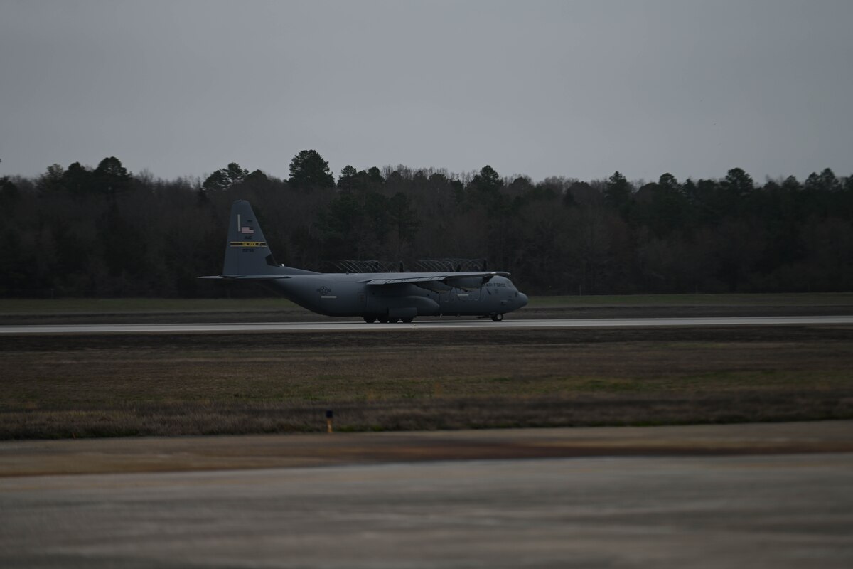 Little Rock AFB evacuates aircraft ahead of dangerous storm > Little ...