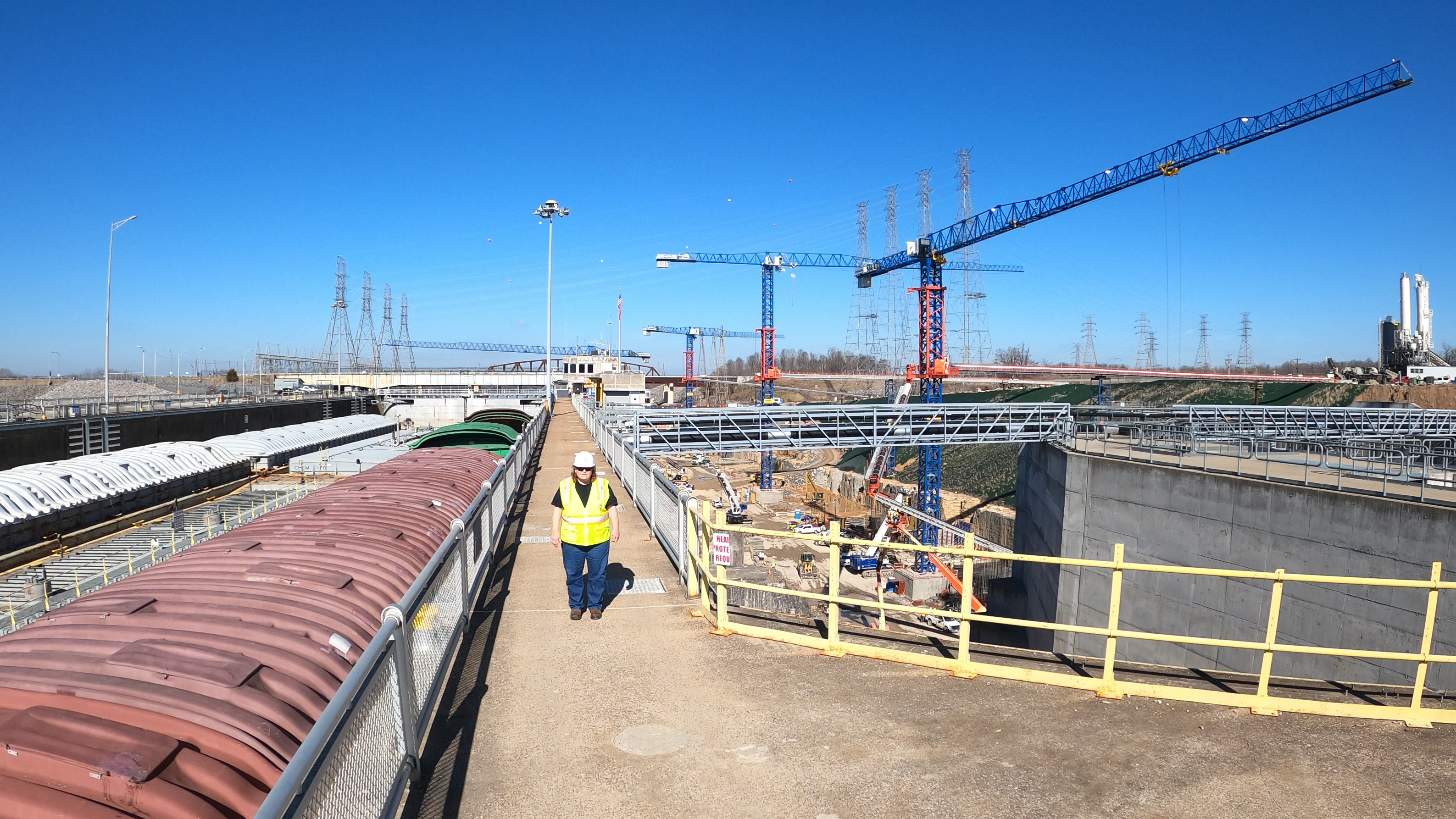 Lock operators work super safely near mega construction projects ...
