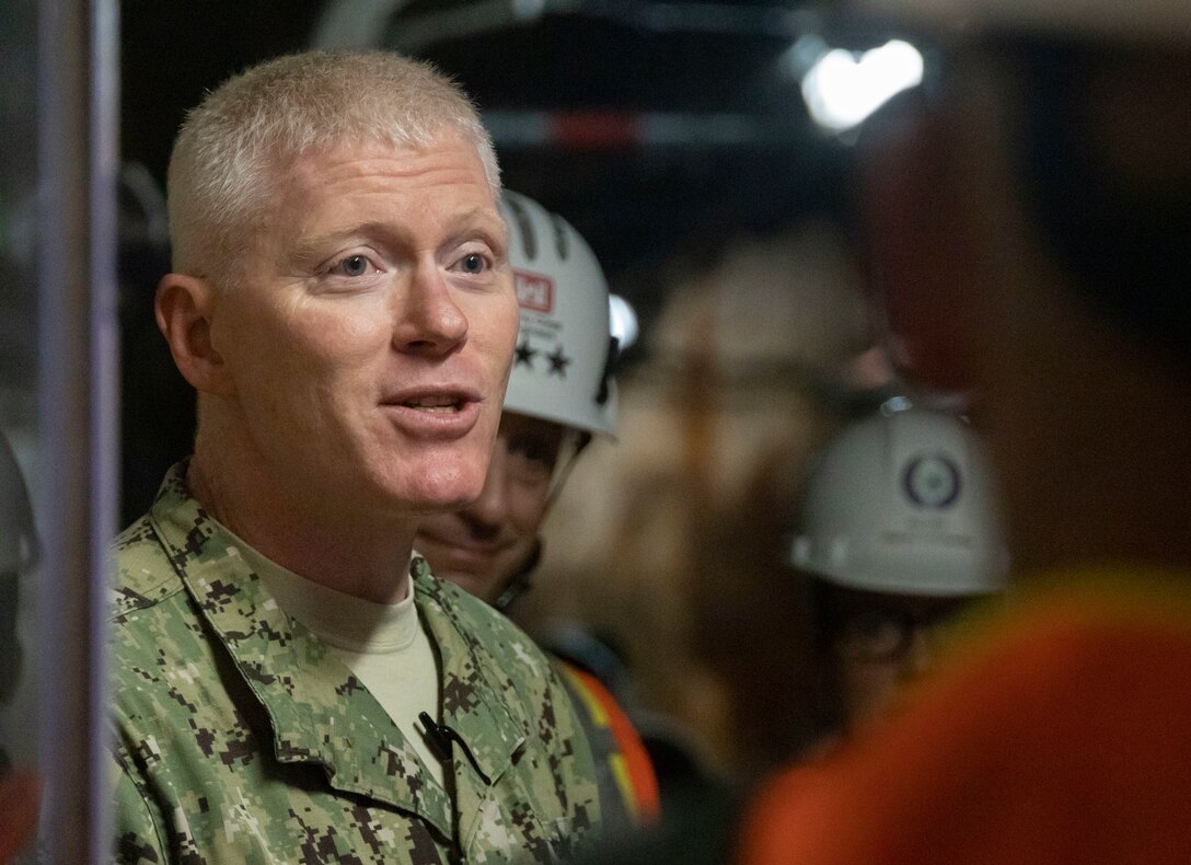 Army Lt. Gen. Spellmon, Brig. Gen. Gibbs tour Red Hill Bulk Fuel ...
