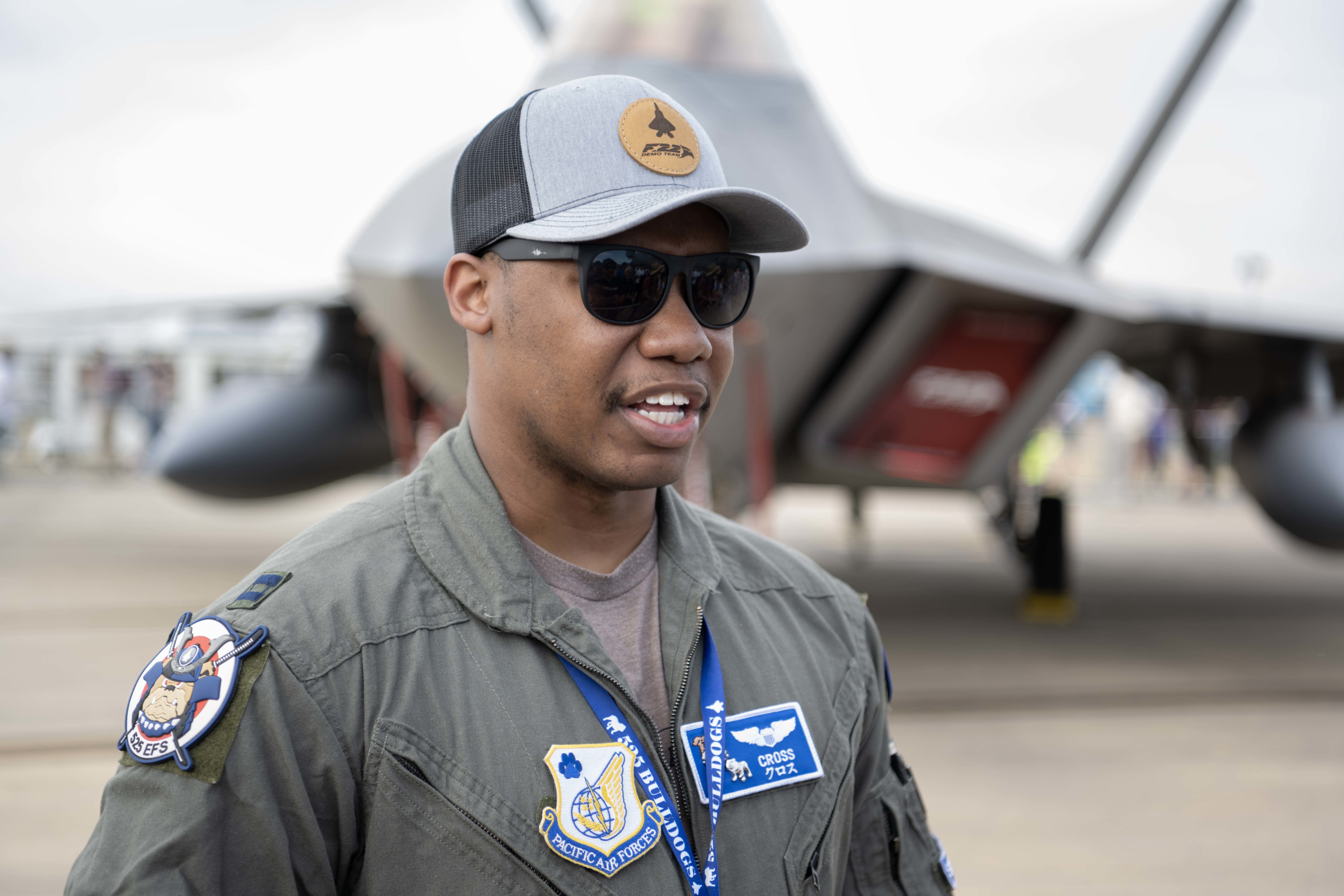 KC-10 Extender fuels way to Pacific > Travis Air Force Base > Display