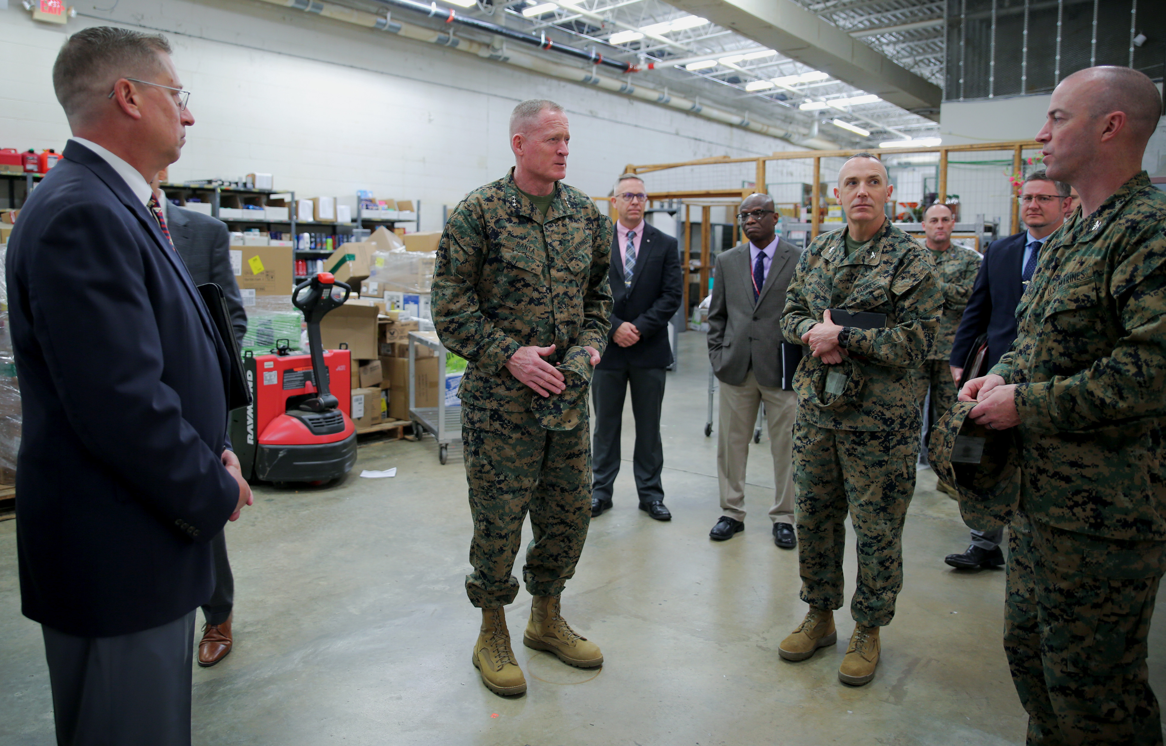 Installations and Logistics leadership visits MCLB Albany > Marine ...