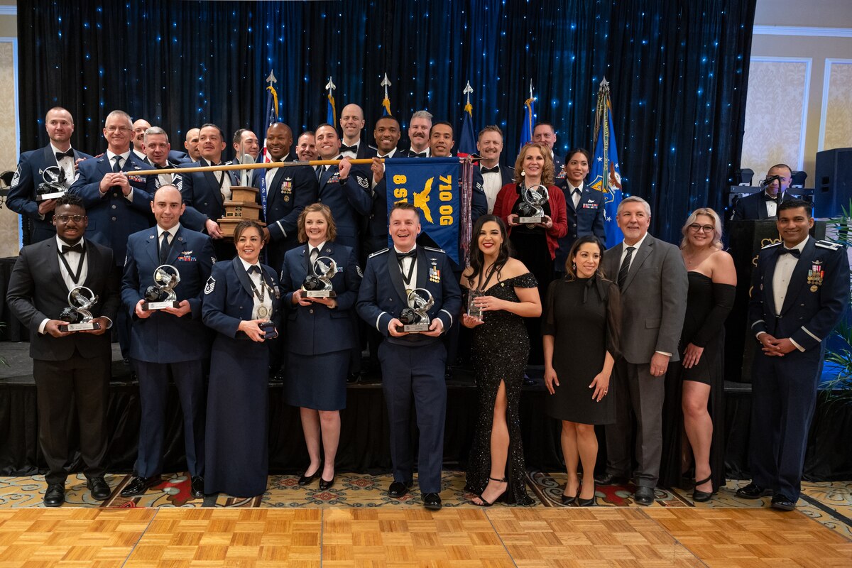 310th Space Wing celebrates annual award winners > 310th Space Wing ...