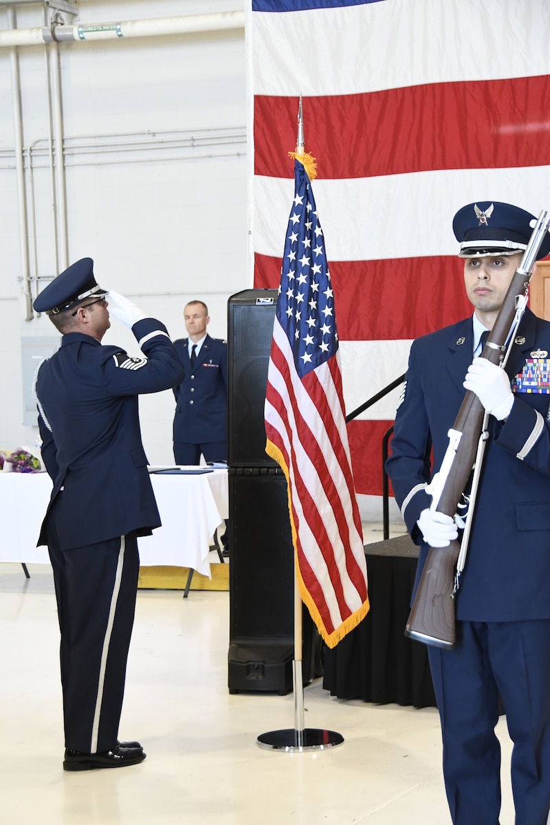 190th ARW Coyotes Welcomes New Wing Leadership > 190th Air Refueling ...