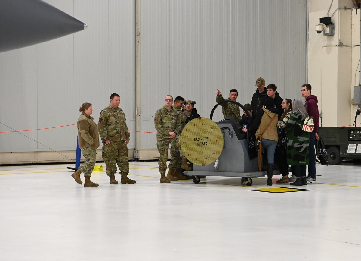 173rd Fighter Wing hosts Armed Forces Expo > 173rd Fighter Wing ...