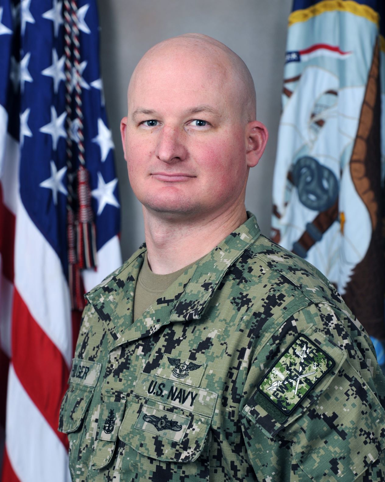 Senior Enlisted Advisor EWTGLANT > Commander, Carrier Strike Group (CSG ...