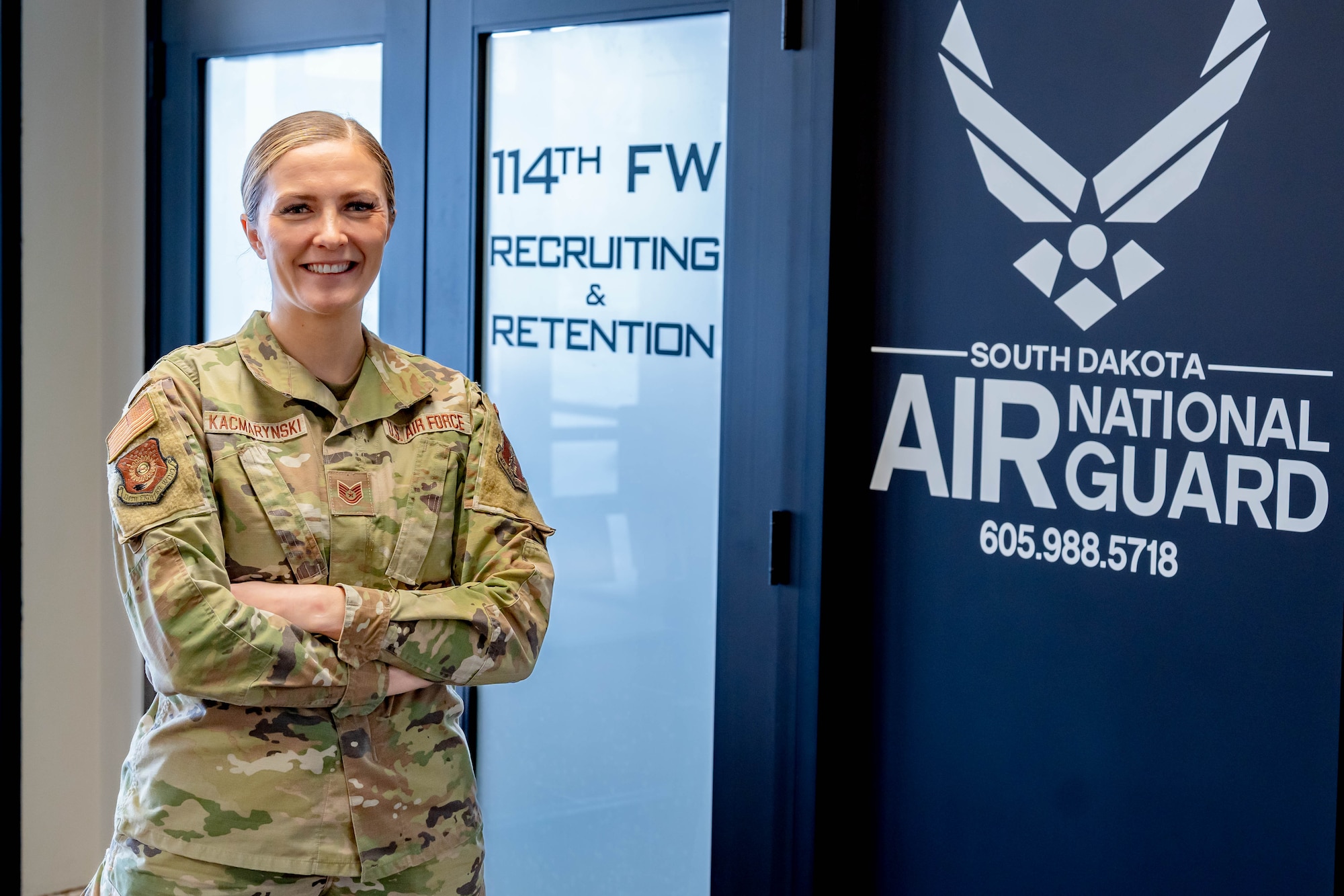 114th Fighter Wing Recruiter Wins National Award > Air National Guard ...