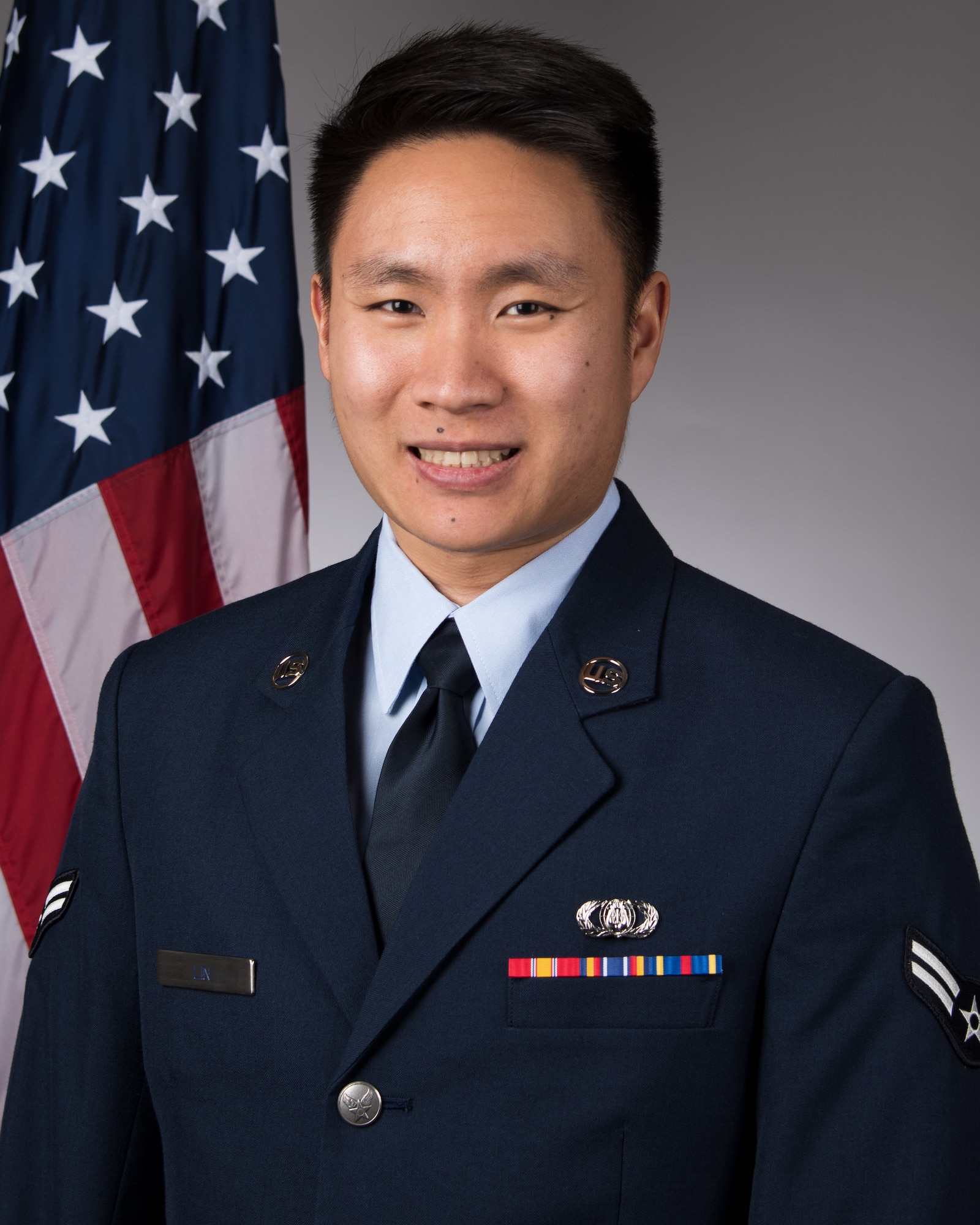 Max Lin > Air Force Bands > Display