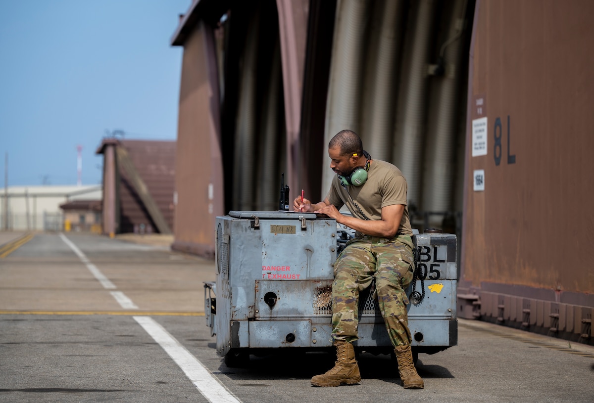 Osan welcomes Kunsan's wolf pack > Osan Air Base > Article Display