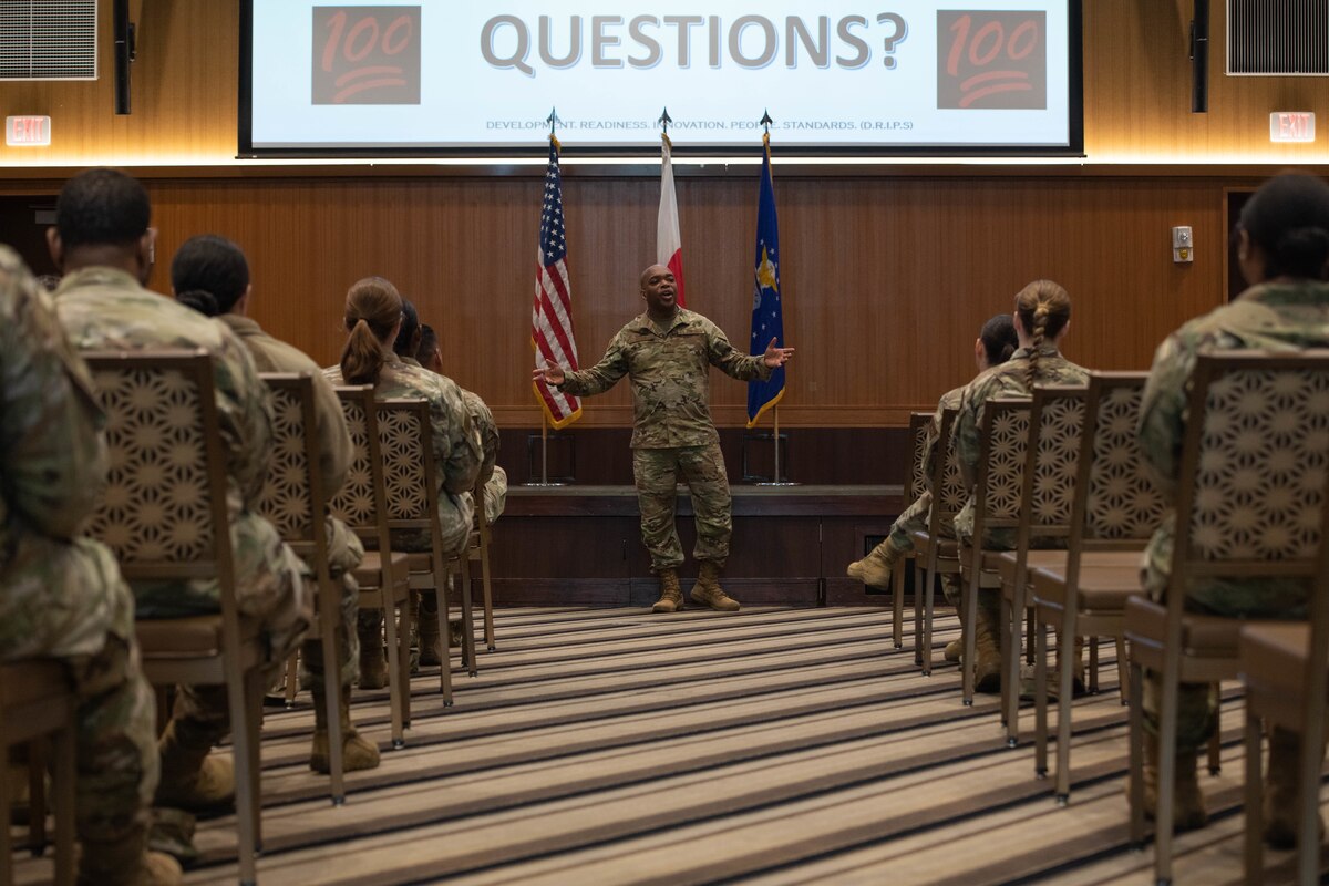 Shogun Chief holds enlisted call > Kadena Air Base > News