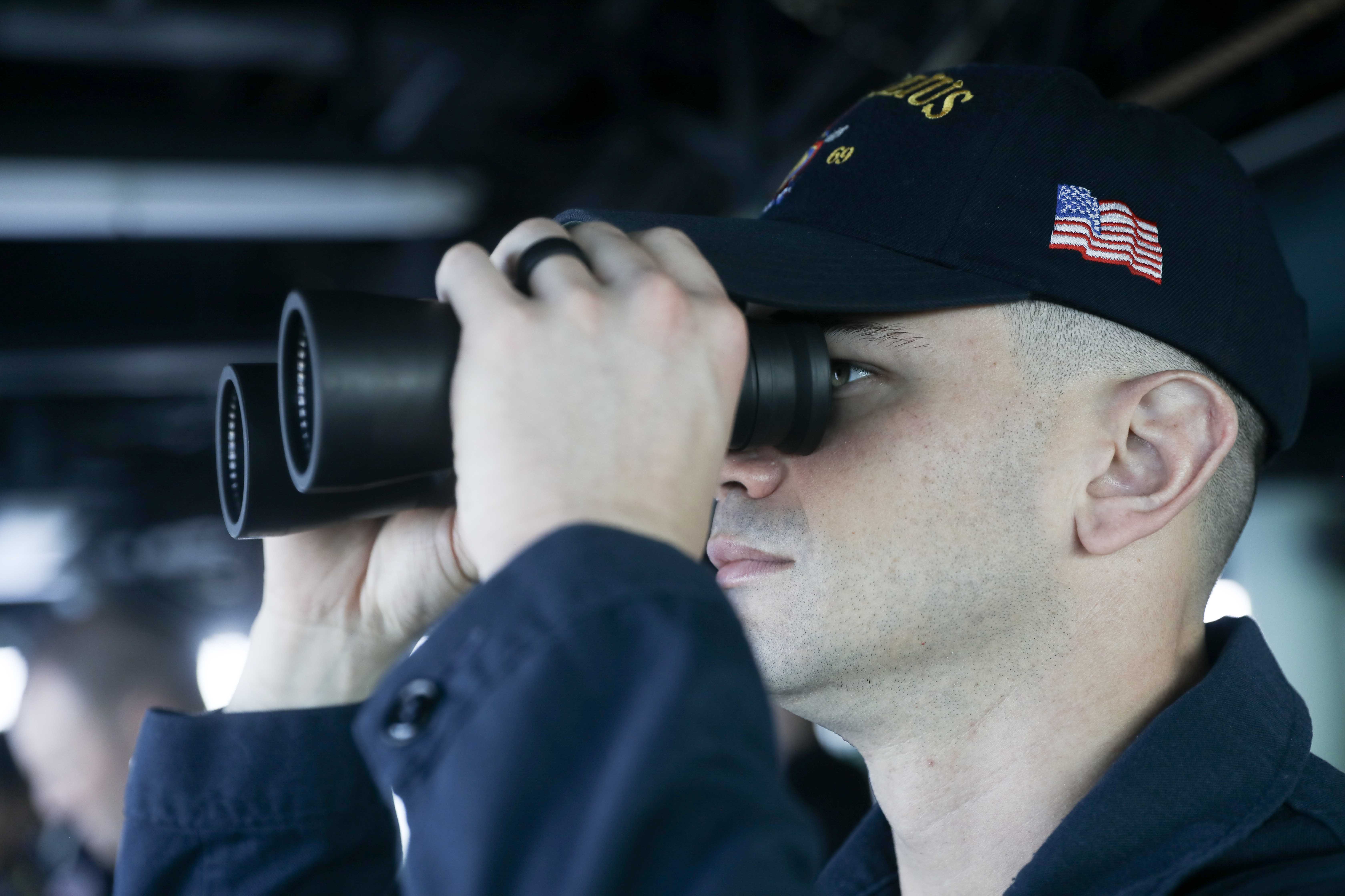 7th Fleet Destroyer conducts Freedom of Navigation Operation in South ...