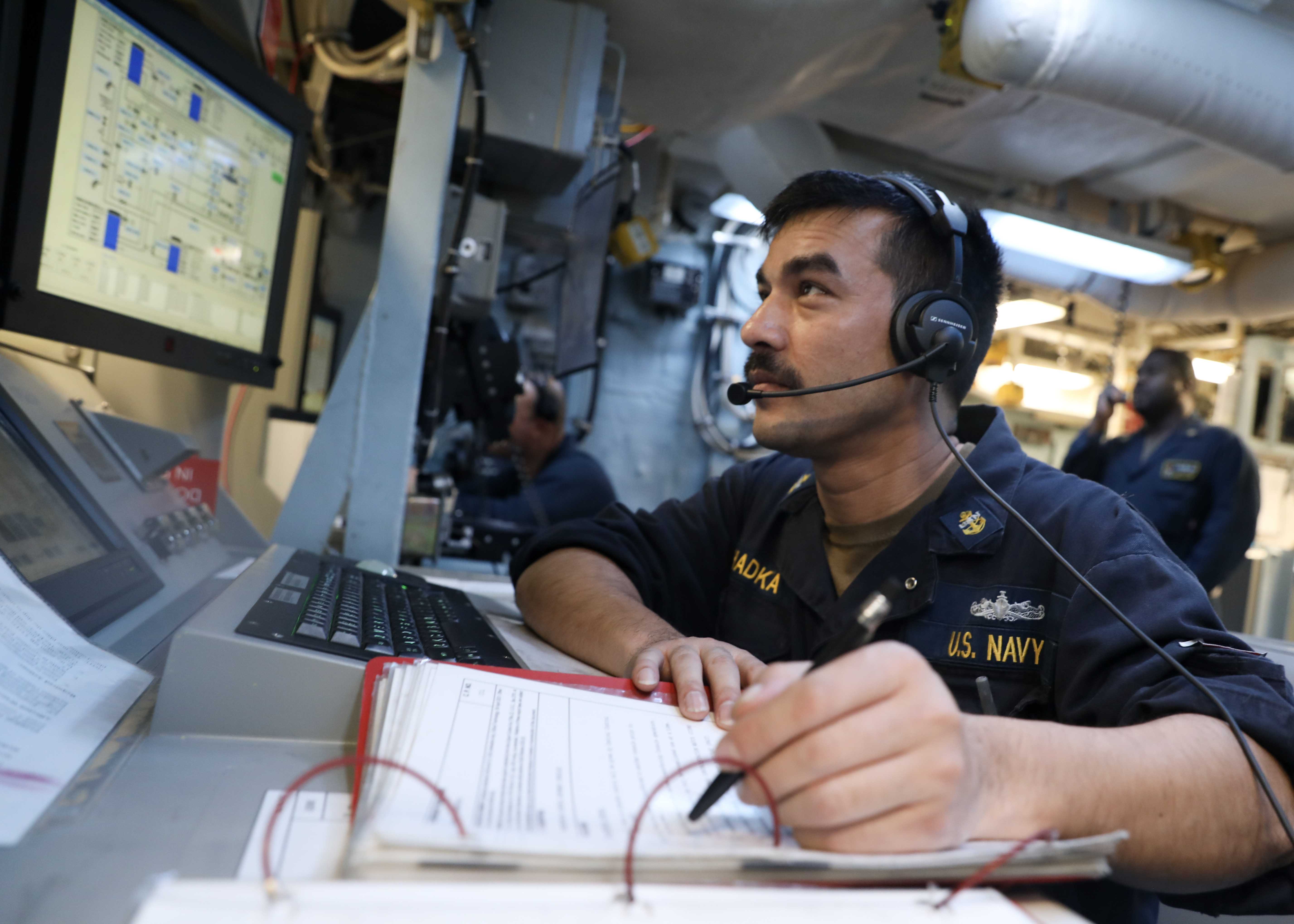 7th Fleet Destroyer conducts Freedom of Navigation Operation in South ...
