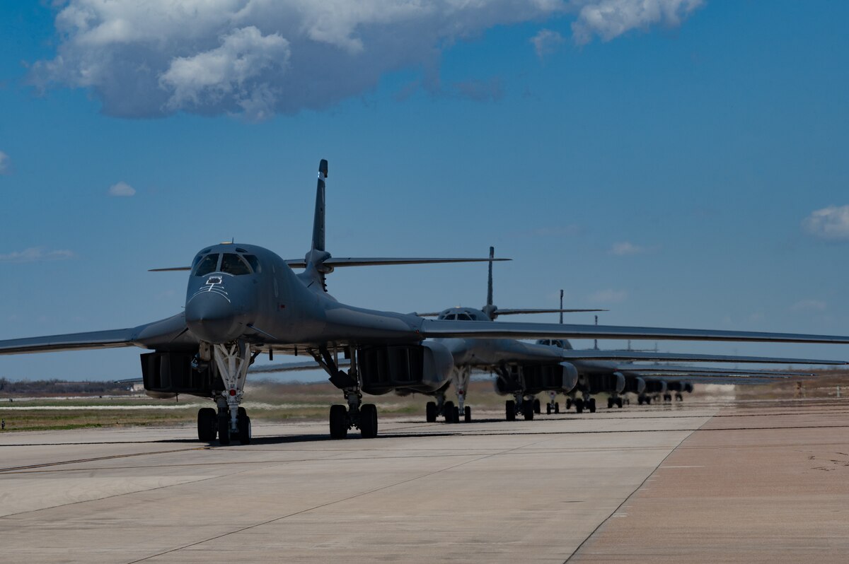 Dyess B-1s return from Holloman AFB > Air Force Global Strike Command ...