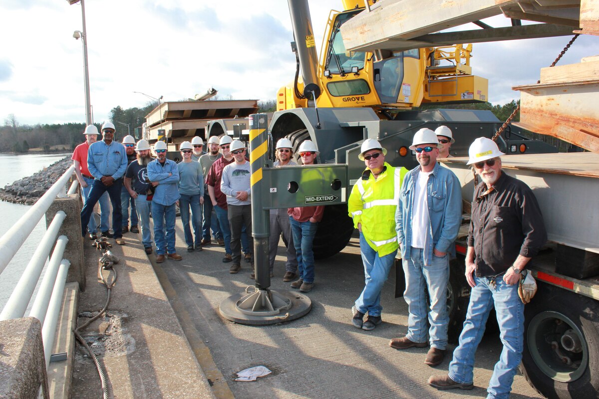 Arnold AFB crane and rigging crew supports annual Elk River Dam ...