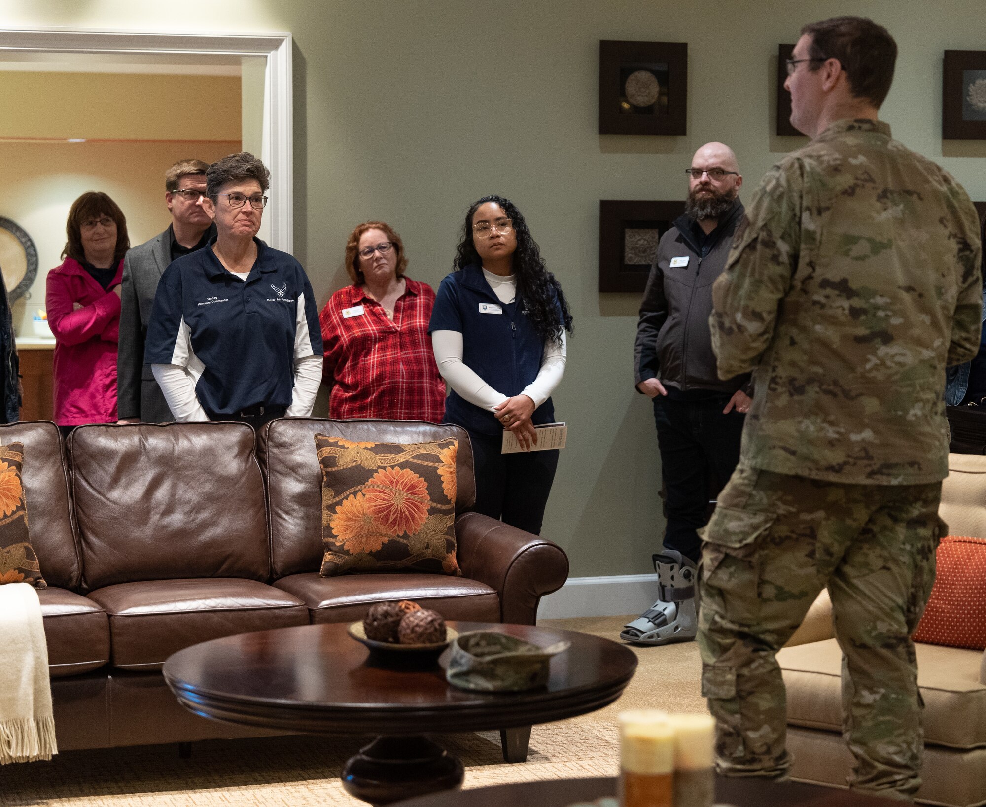 Dover AFB Honorary Commanders learn the mission of AFMAO > Air Force ...