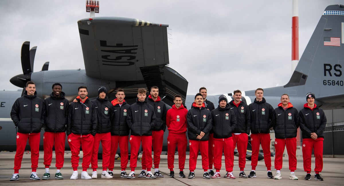 1 FCK visits Ramstein Air Base > Ramstein Air Base > Article Display
