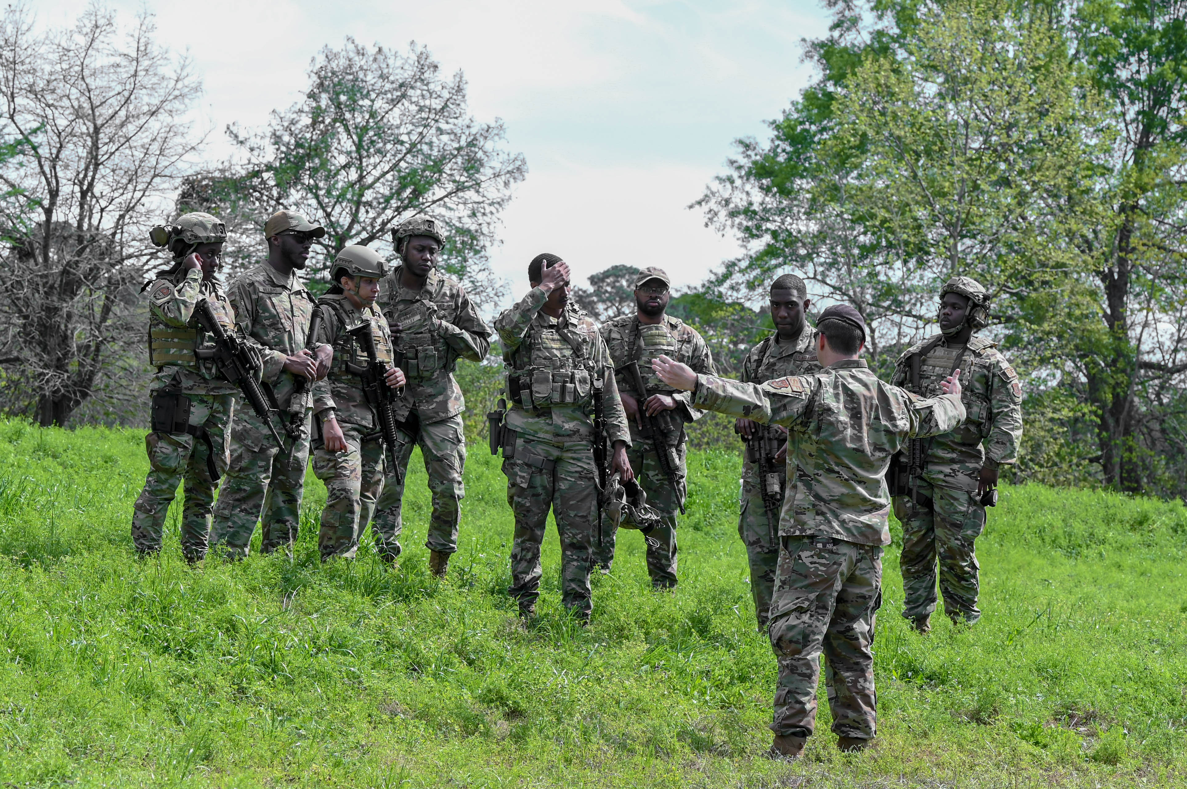 908th Security Forces Squadron partakes in specialized skills training ...