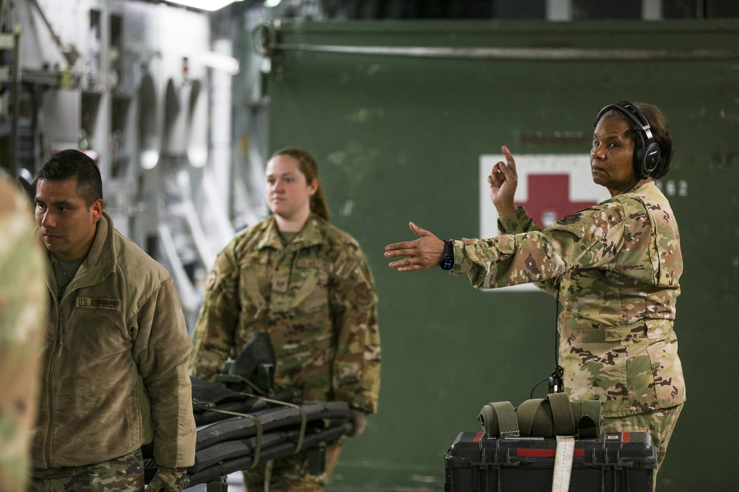 445th aeromedical evacuation Airmen sharpen skills during DART > 445th ...