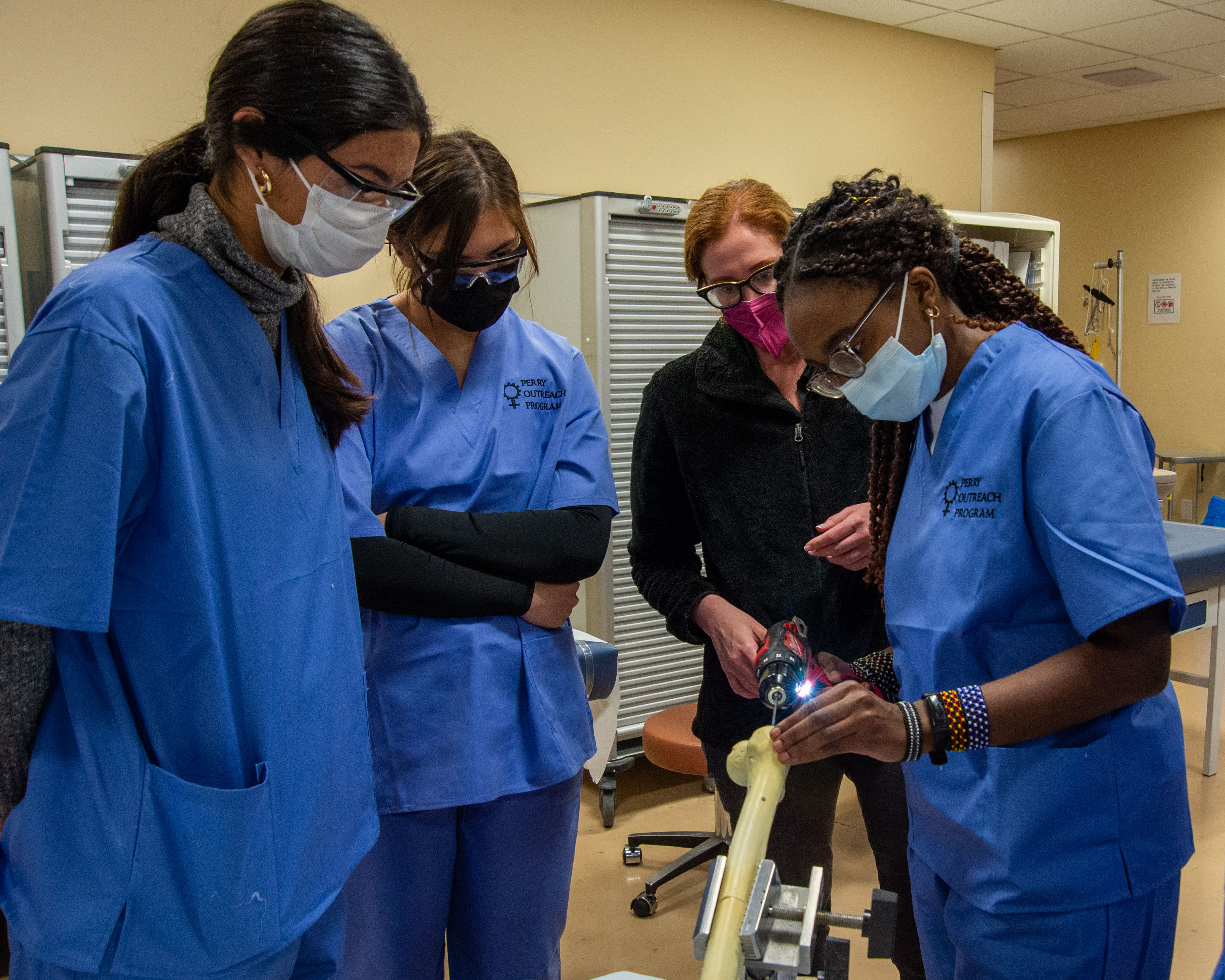 NMRTC San Diego hosts STEM Event > Navy Medicine > News