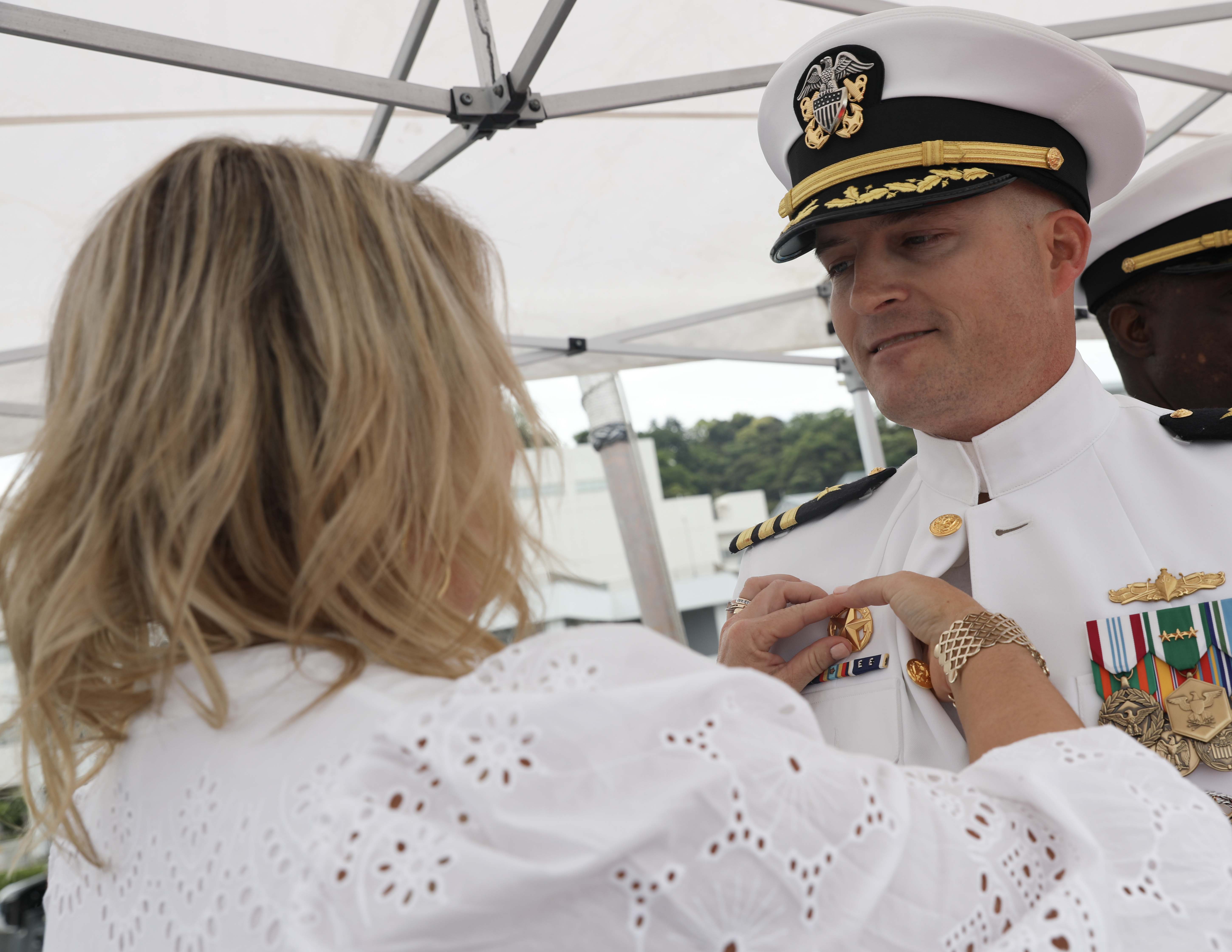 USS Milius (DDG 69) Holds Change of Command Ceremony > Commander, U.S ...