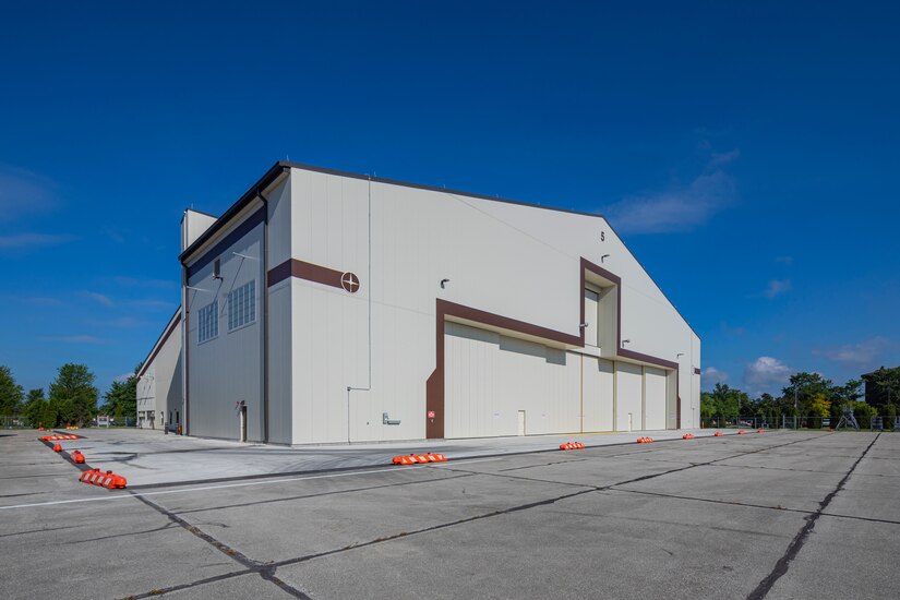 USACE completes, turns over new maintenance hangar at Grissom Air ...