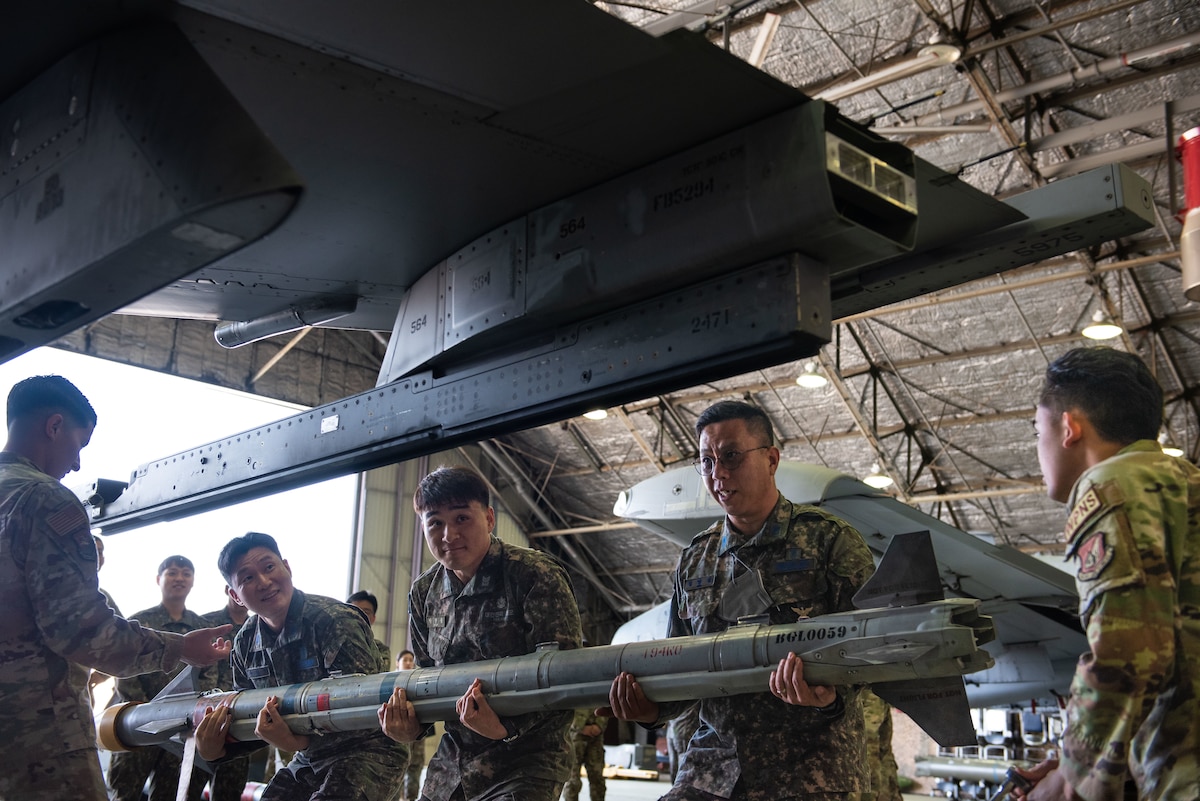 Osan hosts SEL exchange alongside ROKAF partners > Osan Air Base ...