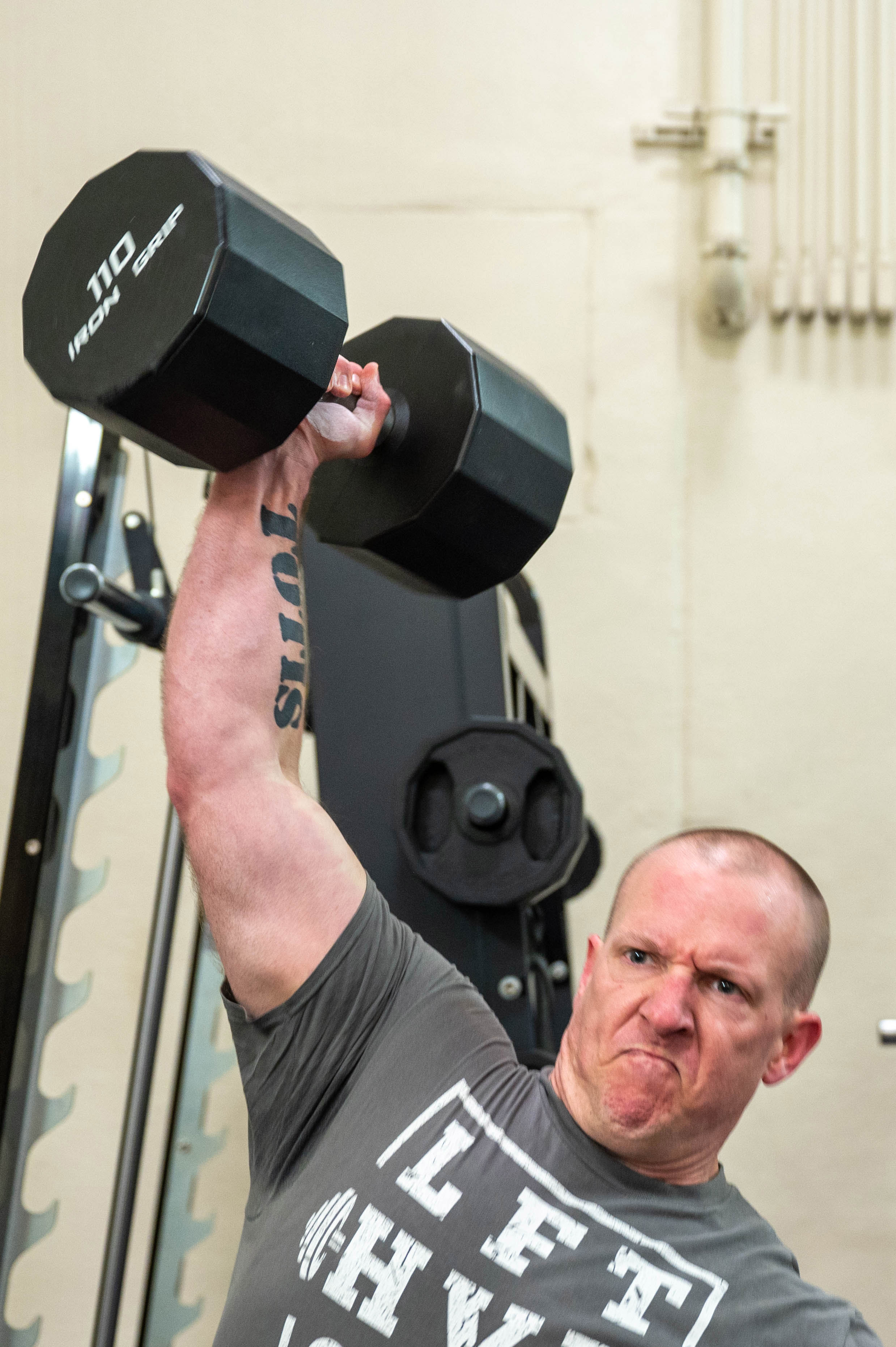 Give me strength: 934th Airlift Wing hosts its first strongman ...