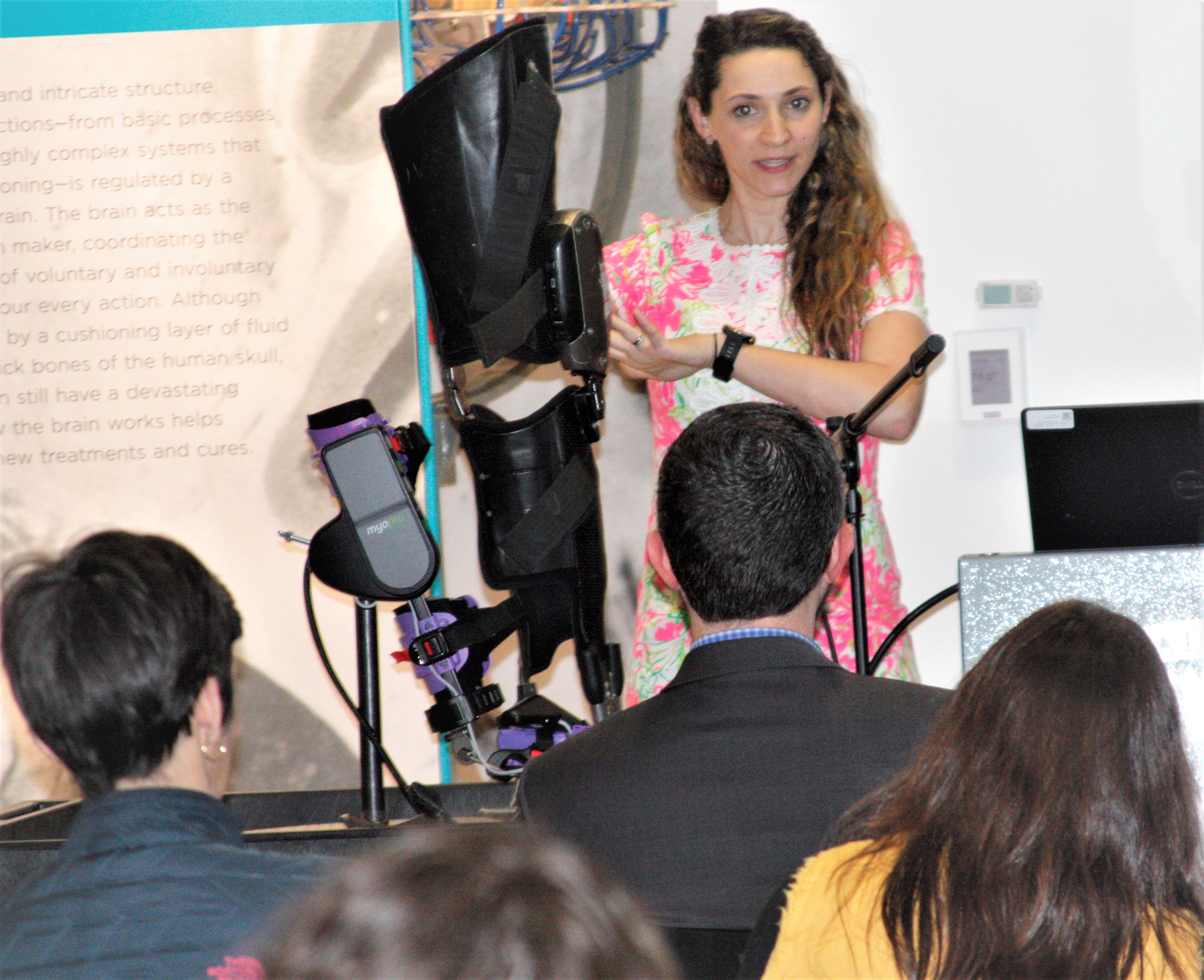 Advances in prostheses focus of medical museum’s Science Cafe > Navy ...