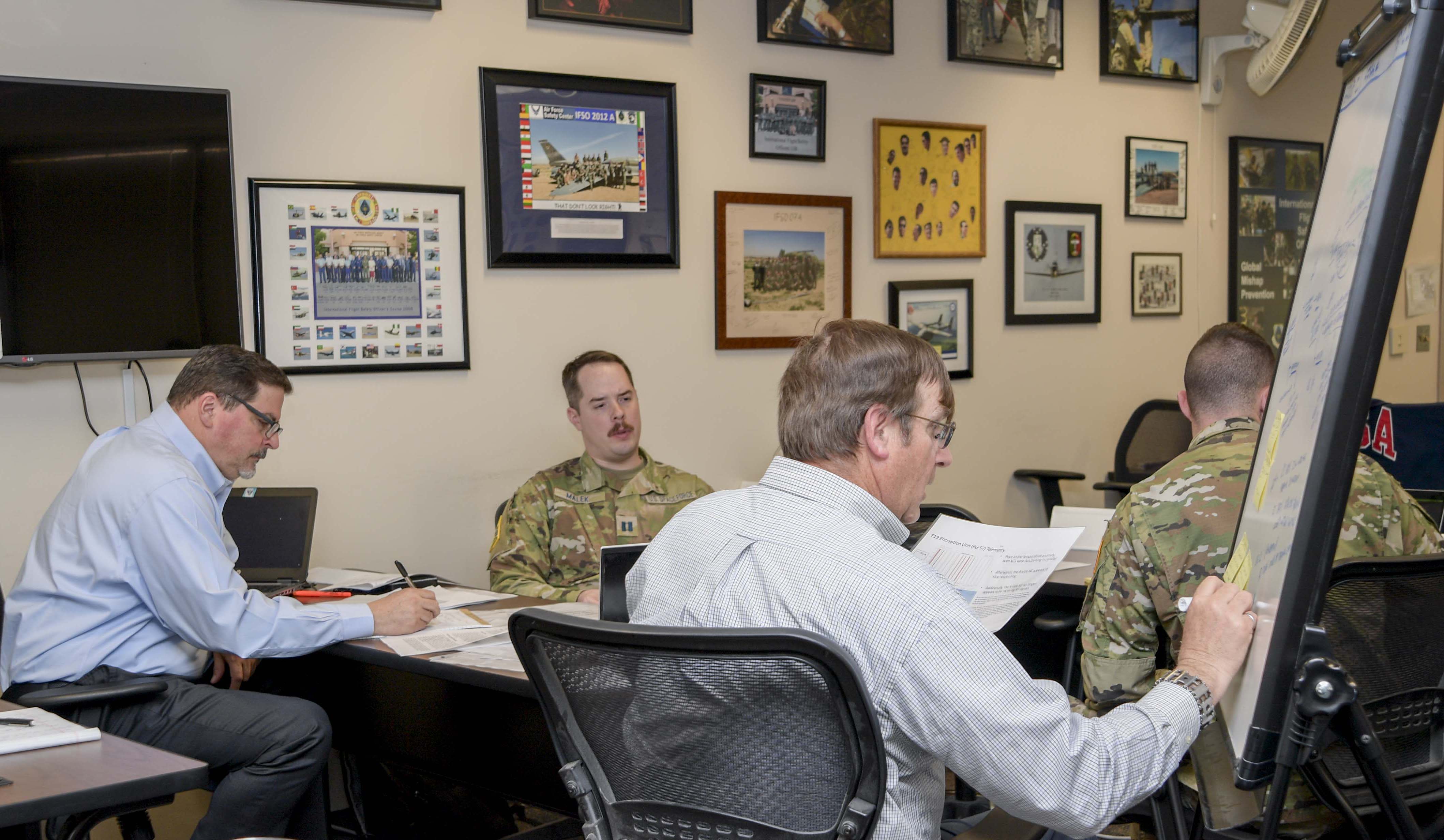 AFSEC trains Guardians on mishap investigation > Air Force Safety ...