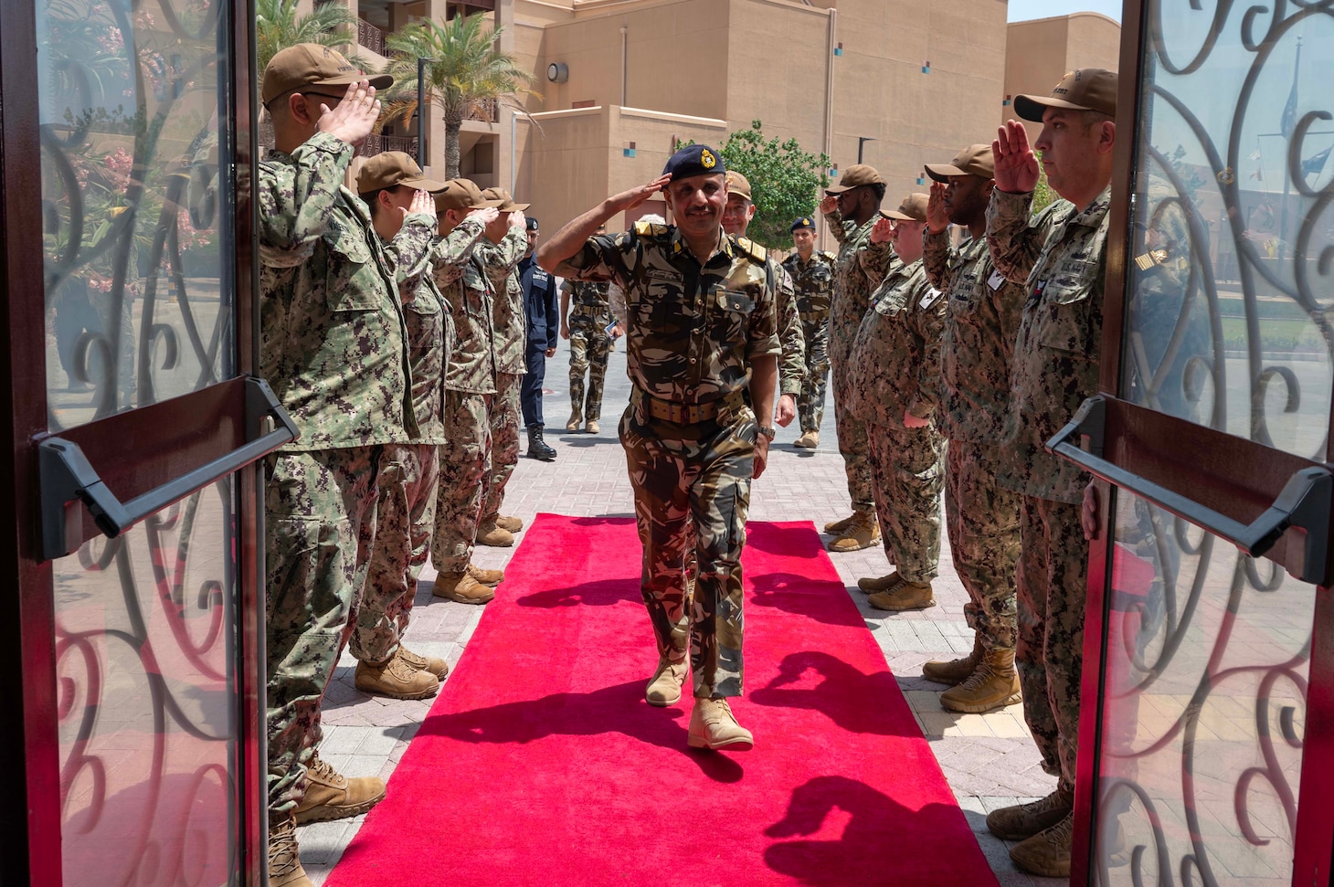 U.S. Navy Hosts Oman’s Naval Commander at Headquarters in Bahrain ...