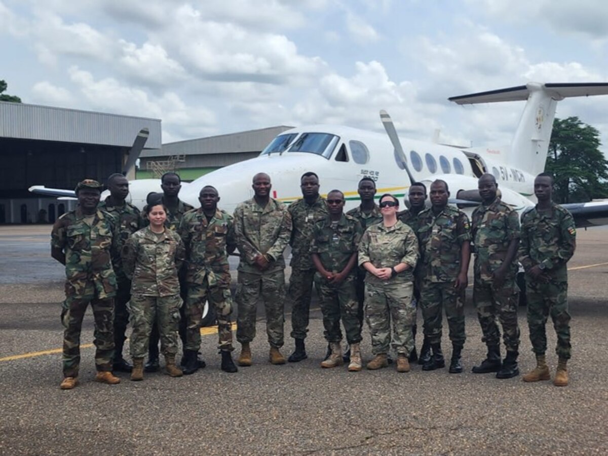 Togolese AF, MSAS air advisors train together during military ...