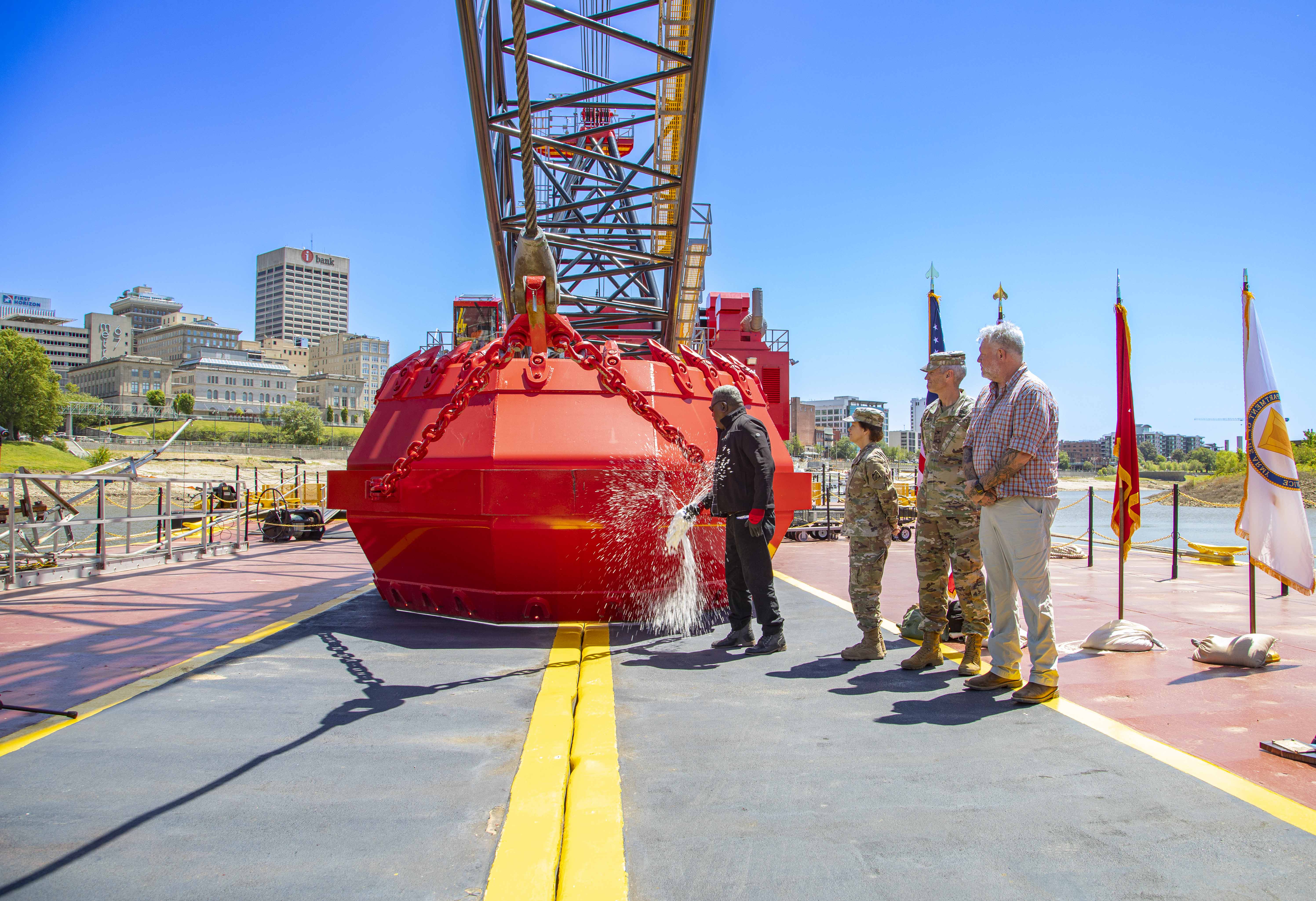 USACE Memphis christens replacement, $25.5M bank grading unit "Grader 1 ...