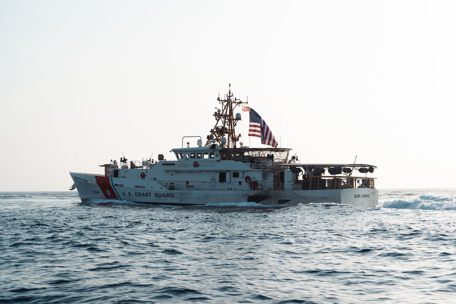 U.S. Seizes $80 Million Heroin Shipment in Gulf of Oman > U.S. Naval ...