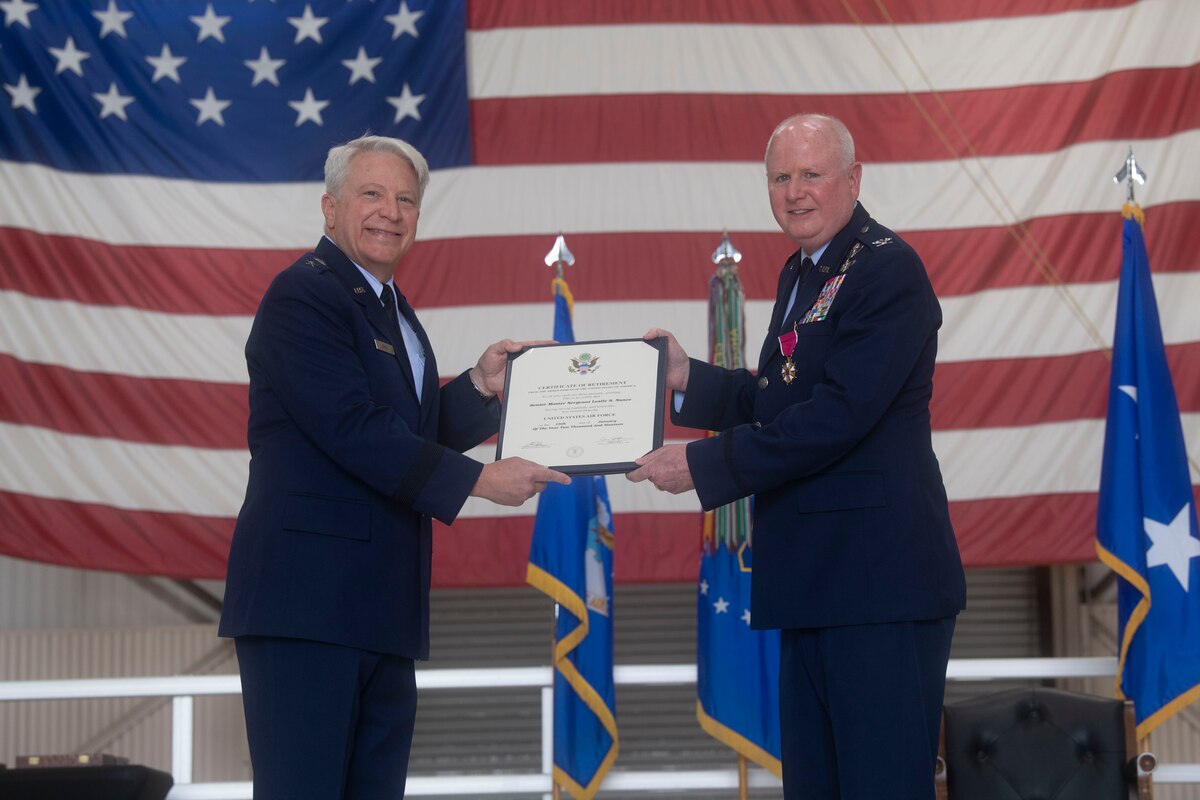 Grissom bids farewell to Col. Thom Pemberton > Grissom Air Reserve Base ...