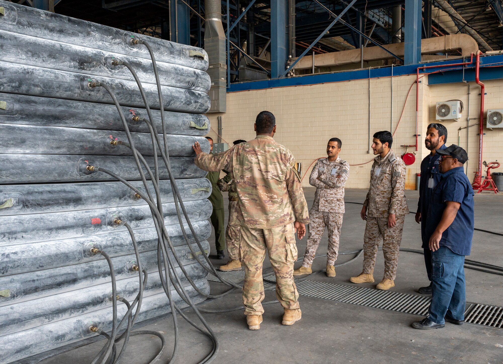 378 EMXS partners with RSAF for CCDAR training > U.S. Air Forces ...