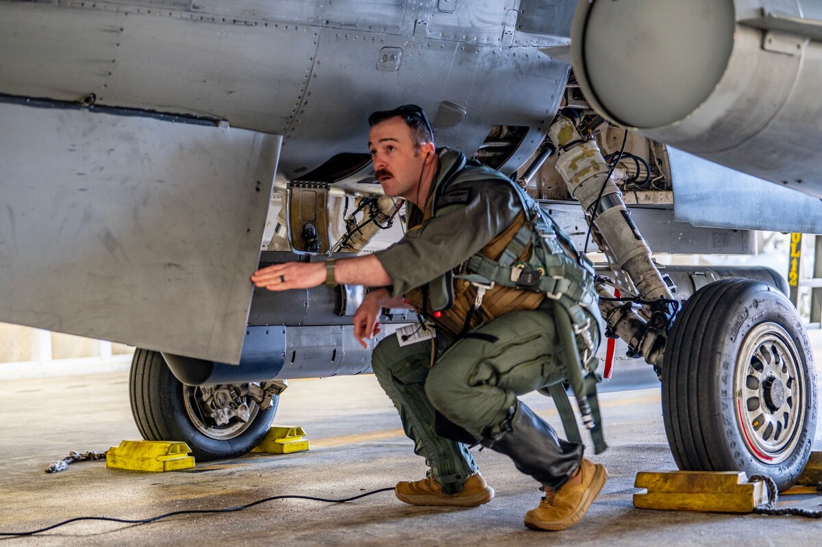 8 OG, 8 MXG double time Beverly Midnight 23-1 > Kunsan Air Base ...