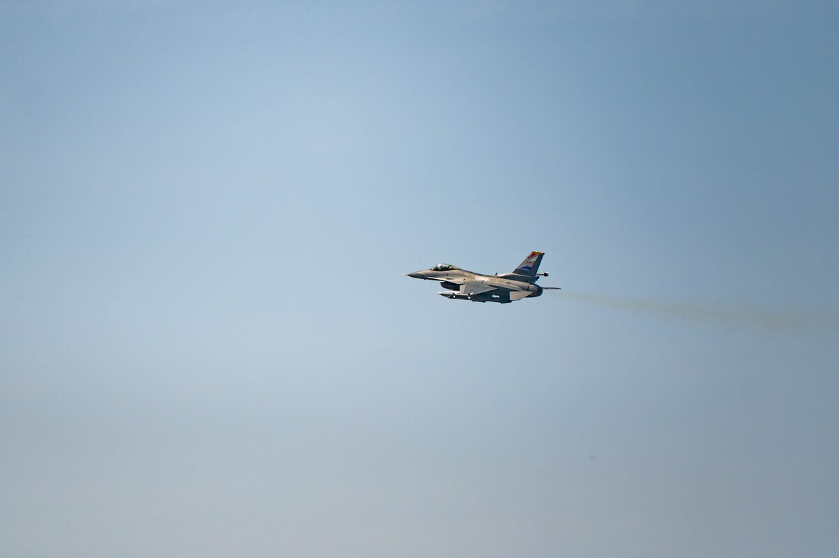 8 OG, 8 MXG double time Beverly Midnight 23-1 > Kunsan Air Base ...