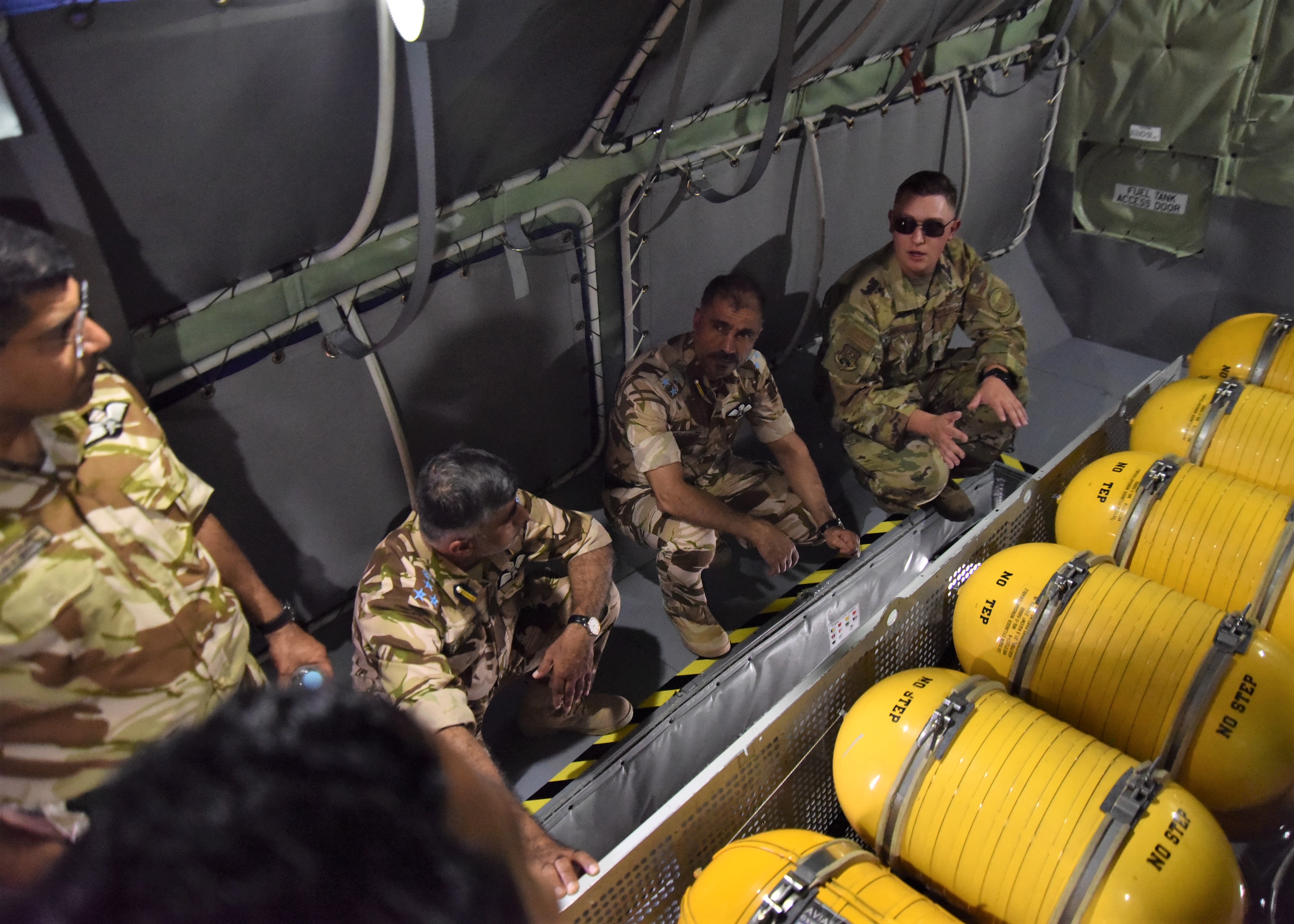 Royal Air Force of Oman generals visit AUAB > U.S. Air Forces Central ...