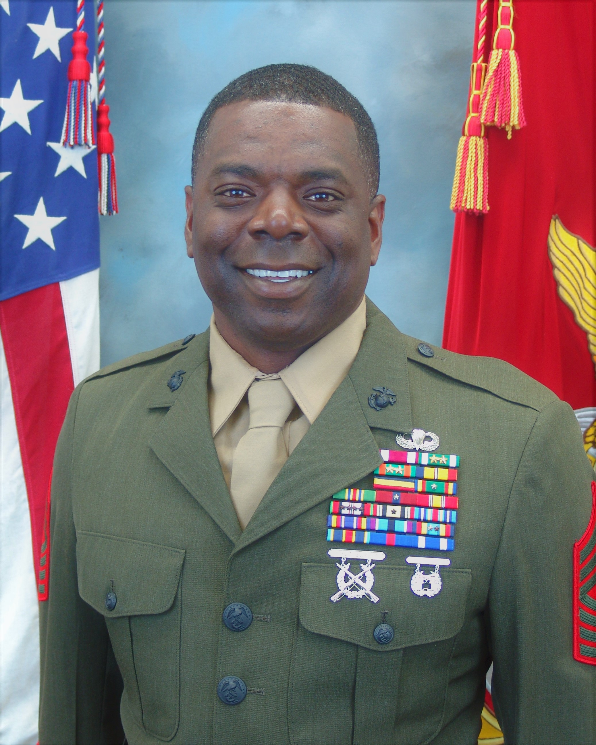 Sergeant Major Shonor D. Burton > Marine Corps Communications ...