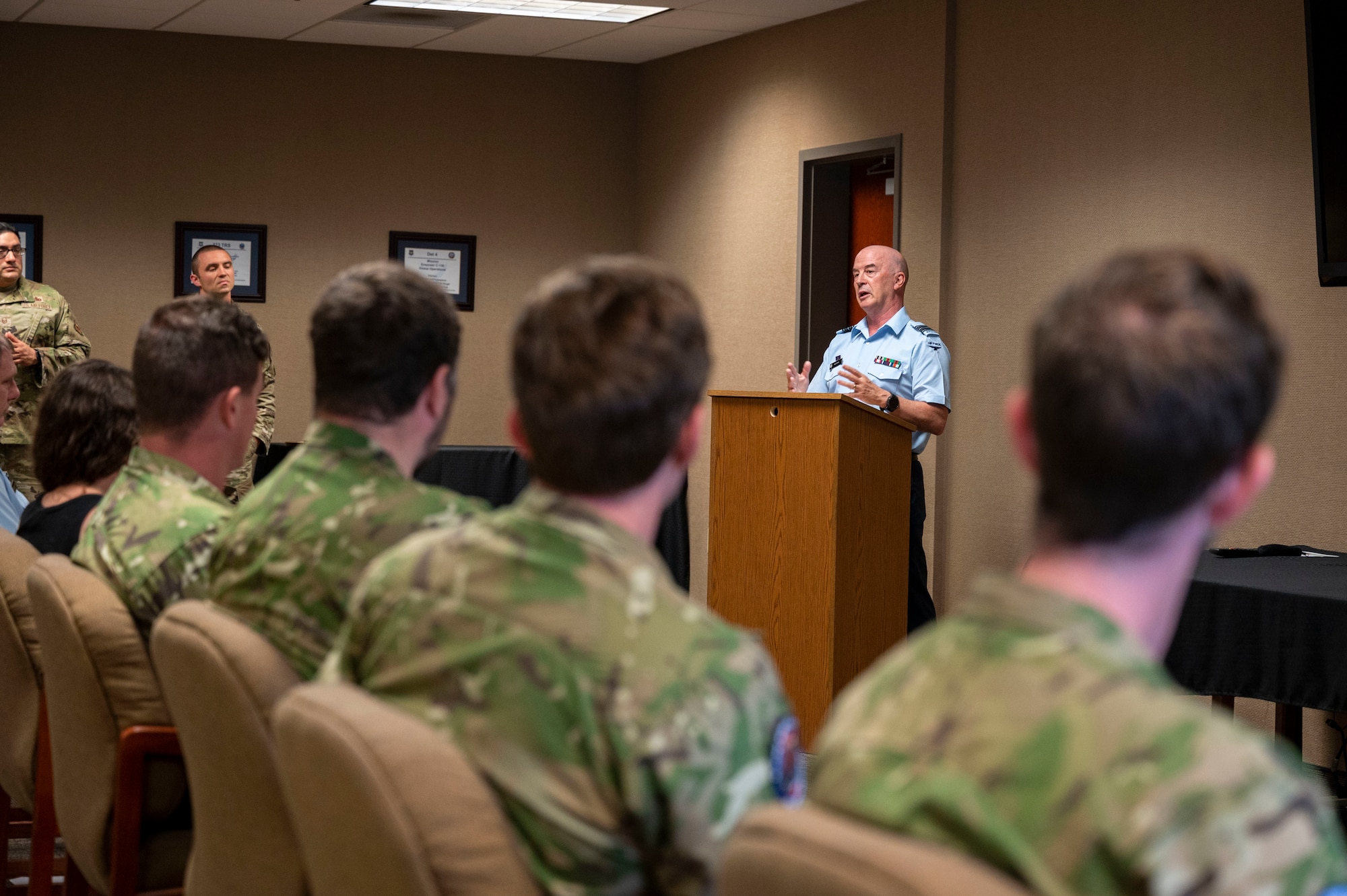 RNZAF students graduate from 373rd TRS Det 4 > Sheppard Air Force Base ...